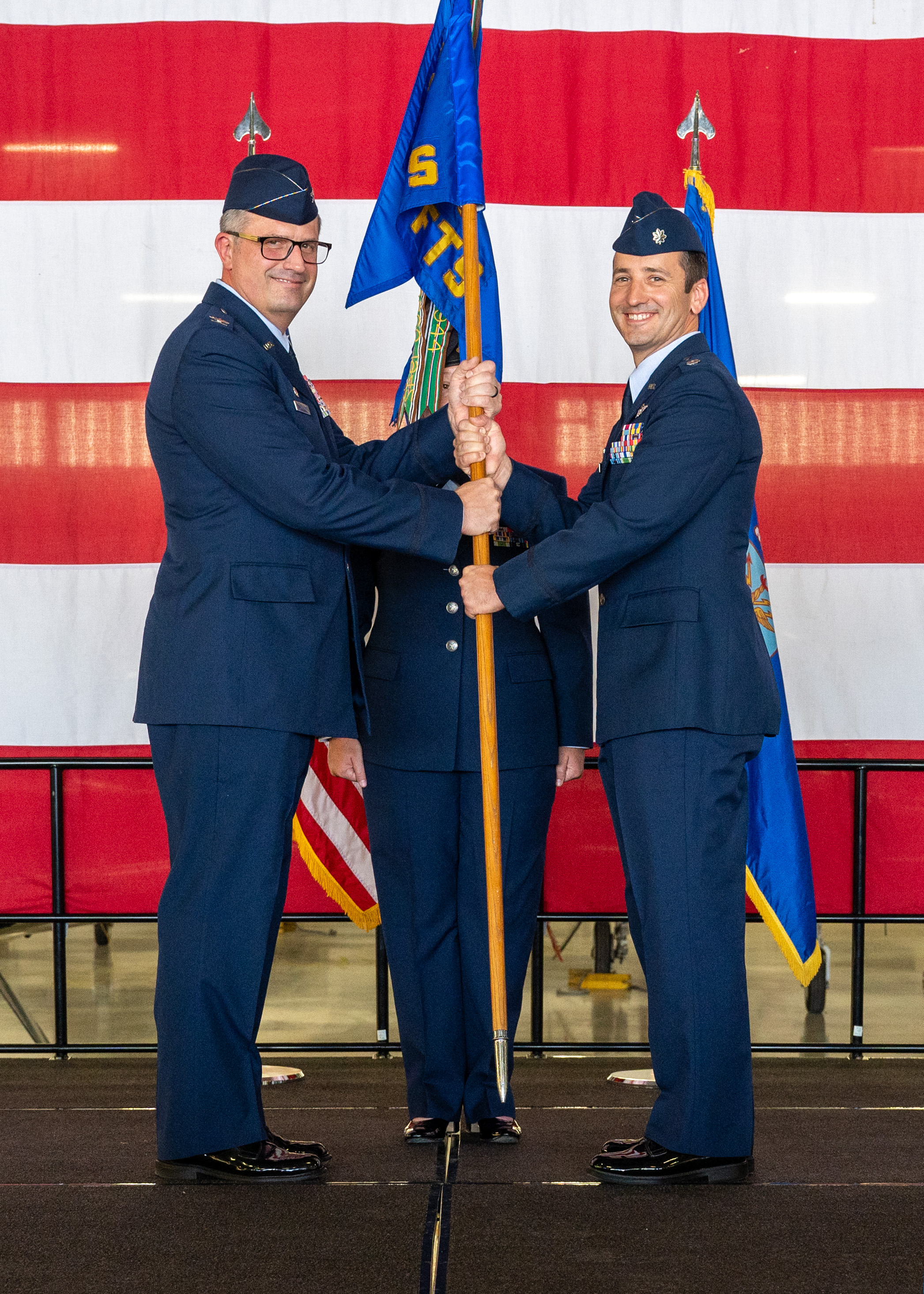 86th Flying Training Squadron welcomes new commander > Laughlin Air ...