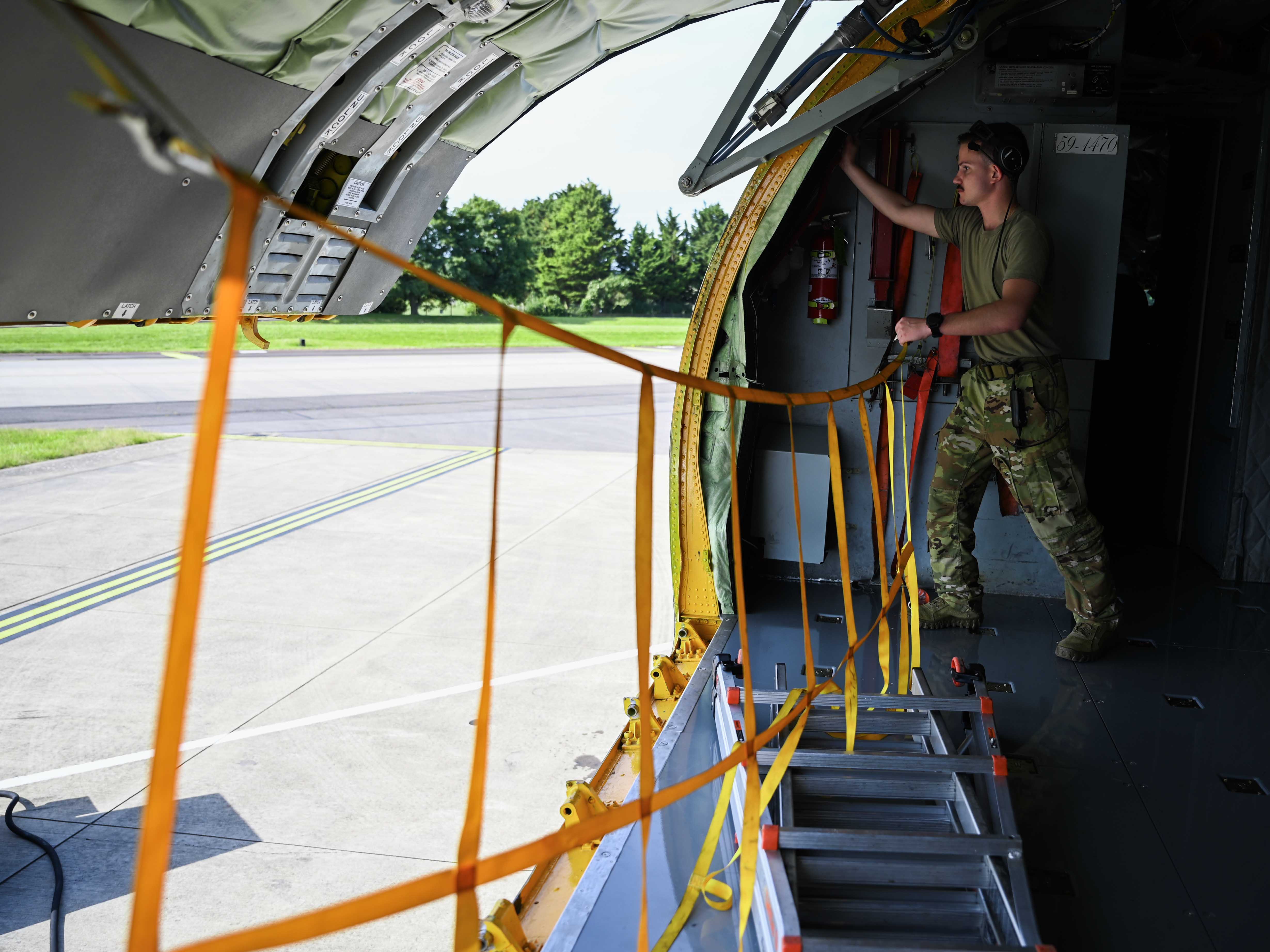 351st ARS supports 5th BW BTF Europe mission > Royal Air Force ...