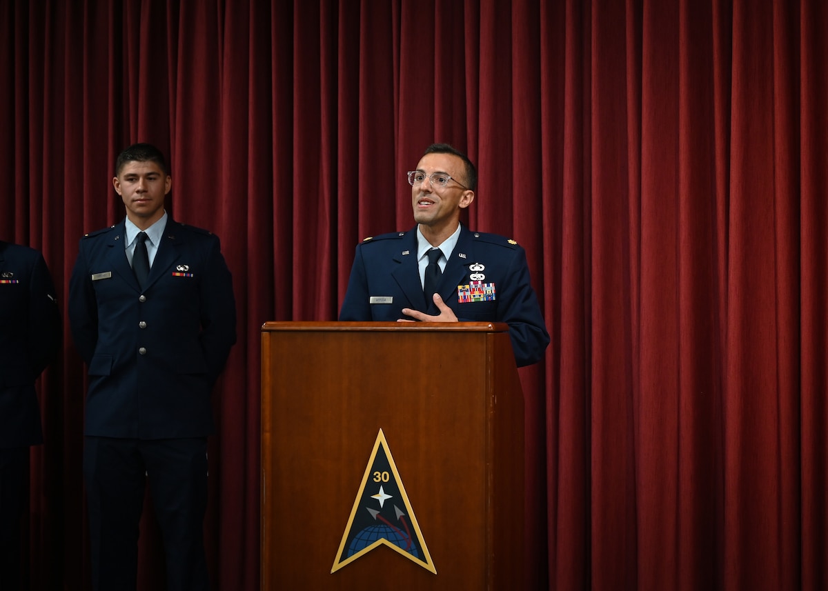 30th Contracting Squadron Change of Command > 505th Command and Control Wing > Article Display