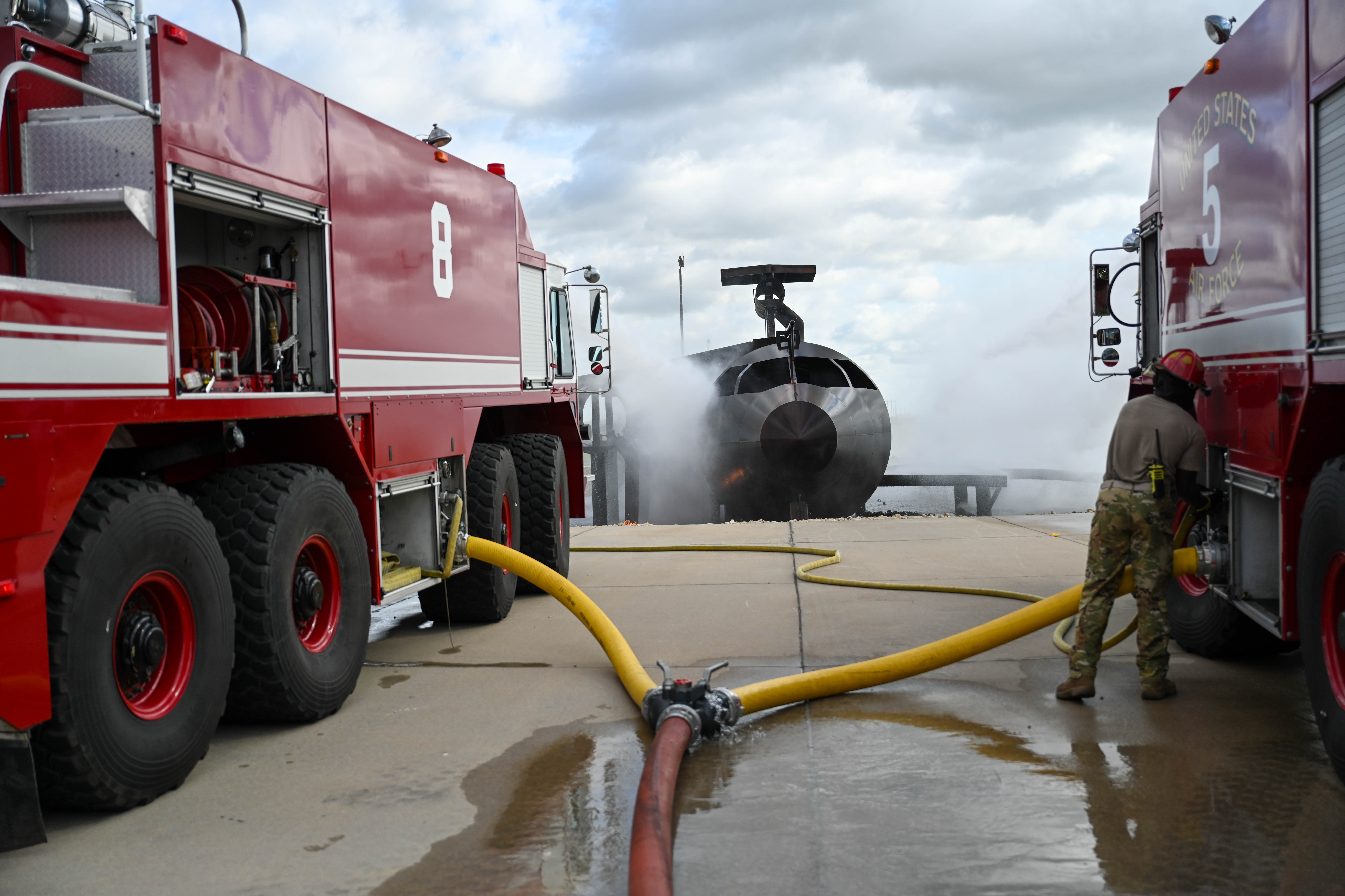 McConnell and Wichita firefighters bring the heat during joint training ...