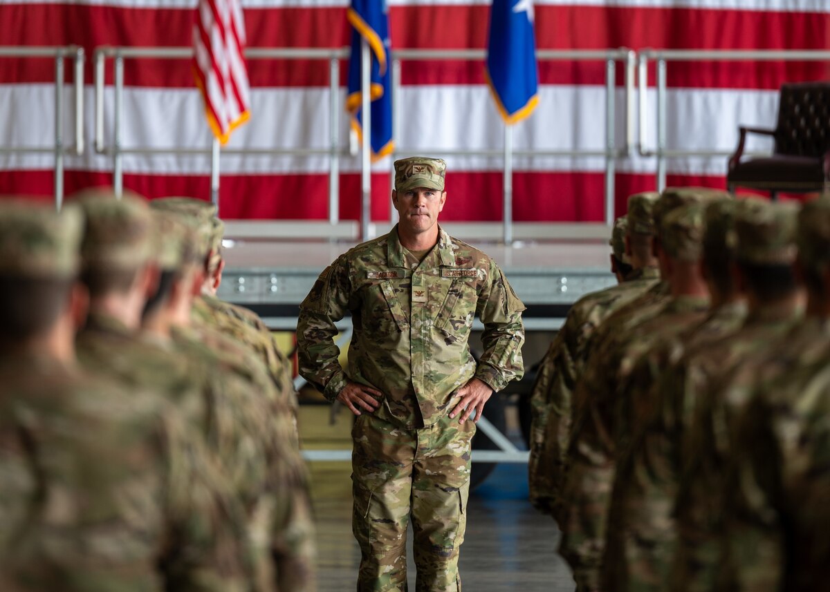 58 SOW welcomes new commander > Kirtland Air Force Base > Article Display