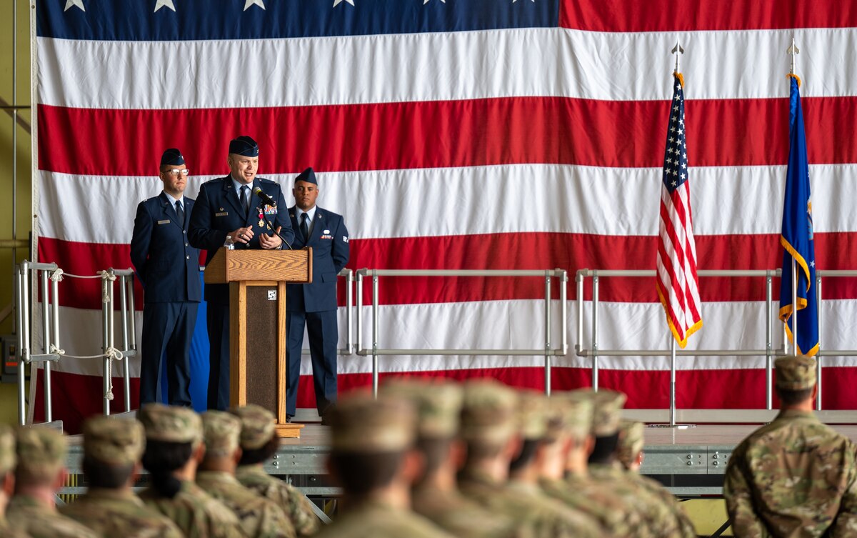 58 SOW welcomes new commander > Kirtland Air Force Base > Article Display