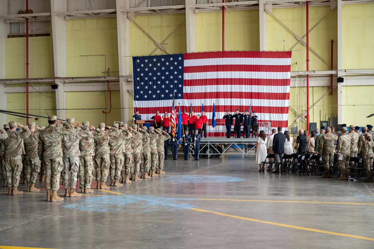 58 SOW welcomes new commander > Kirtland Air Force Base > Article Display