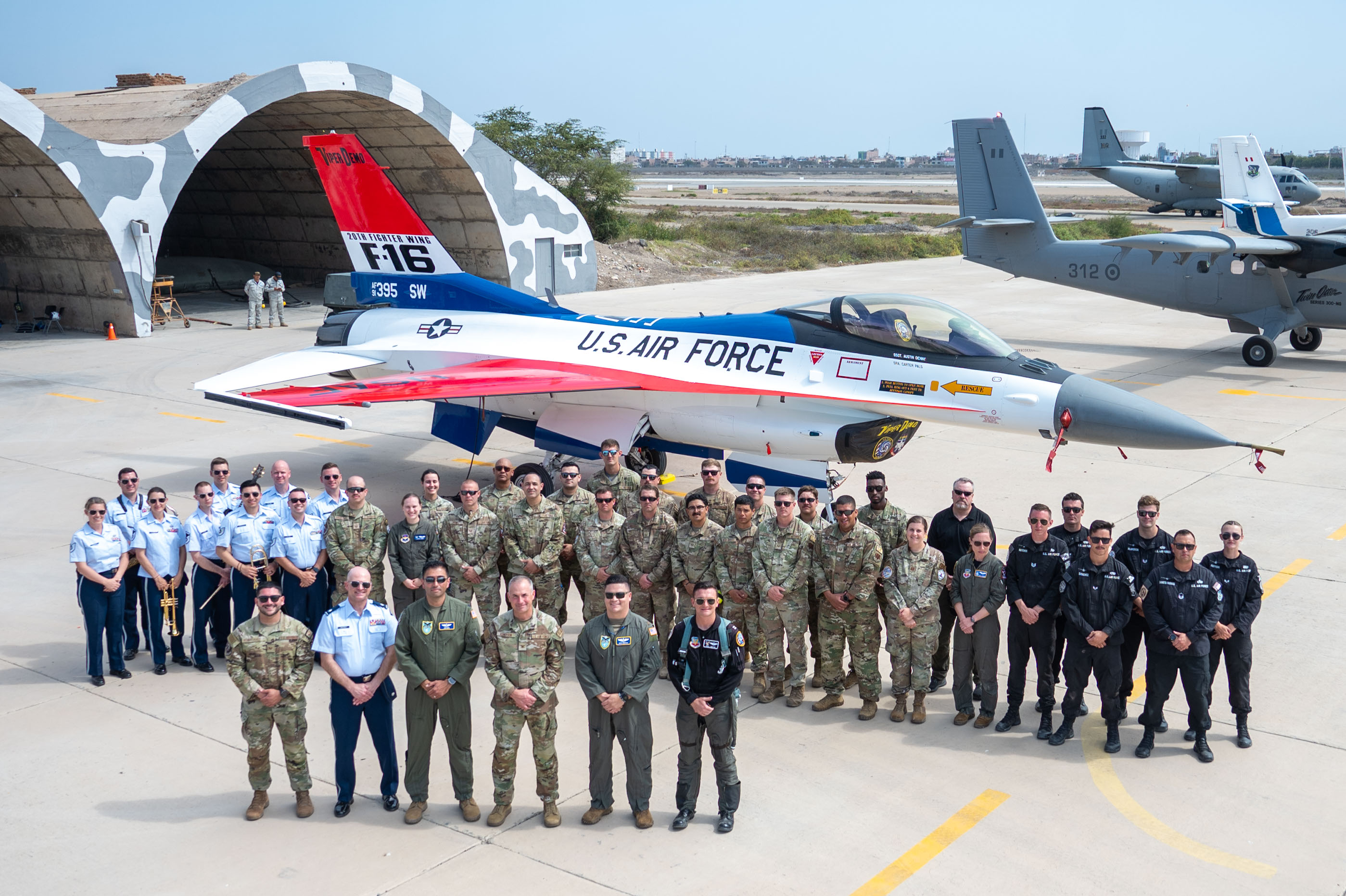 F-16 Viper Demonstration Team showcases combat capabilities at Festival ...