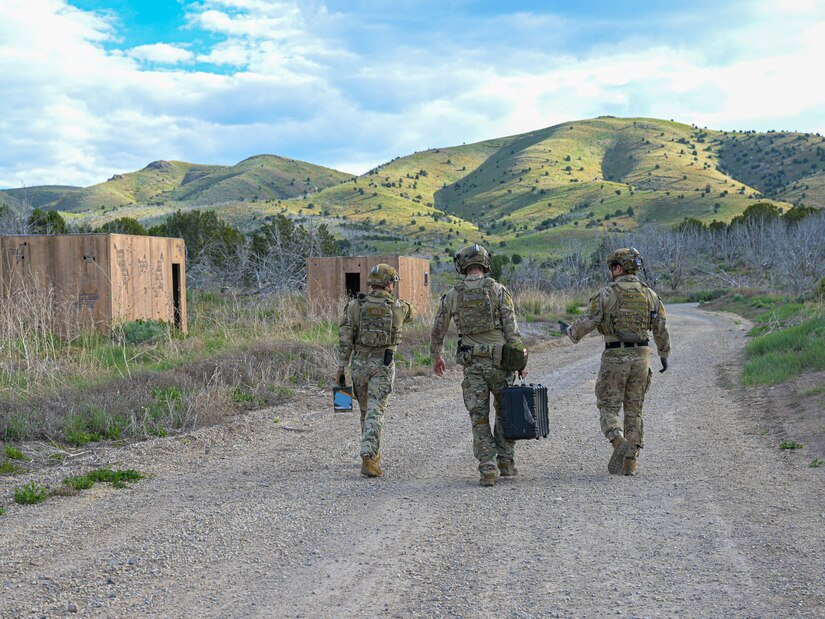 633d EOD team arrives on site in Utah > Joint Base Langley-Eustis ...