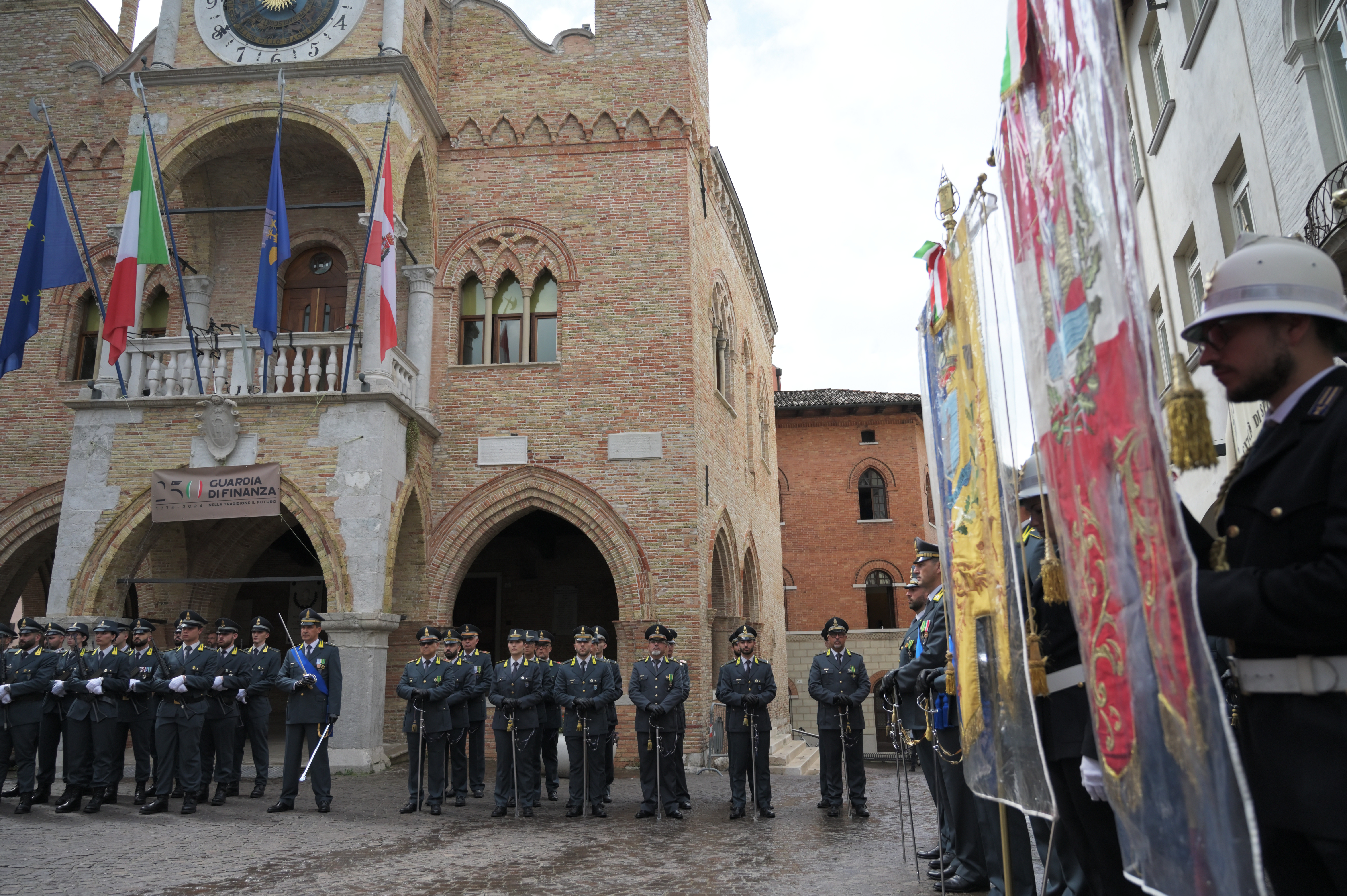 Guardia di Finanza 250th Anniversary > Aviano Air Base > Display