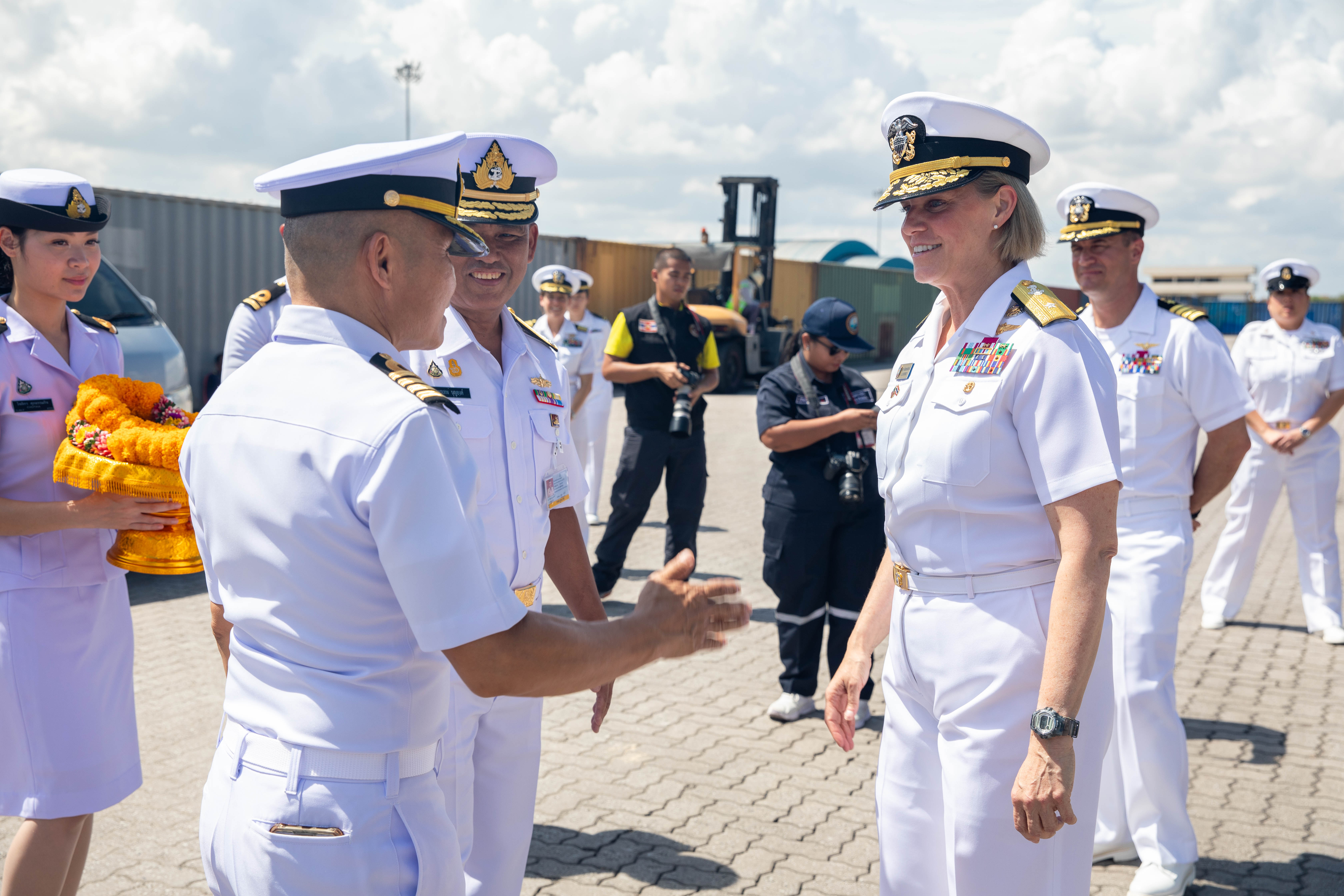 USS Blue Ridge arrives in Laem Chabang, Thailand > Commander, U.S. 7th ...