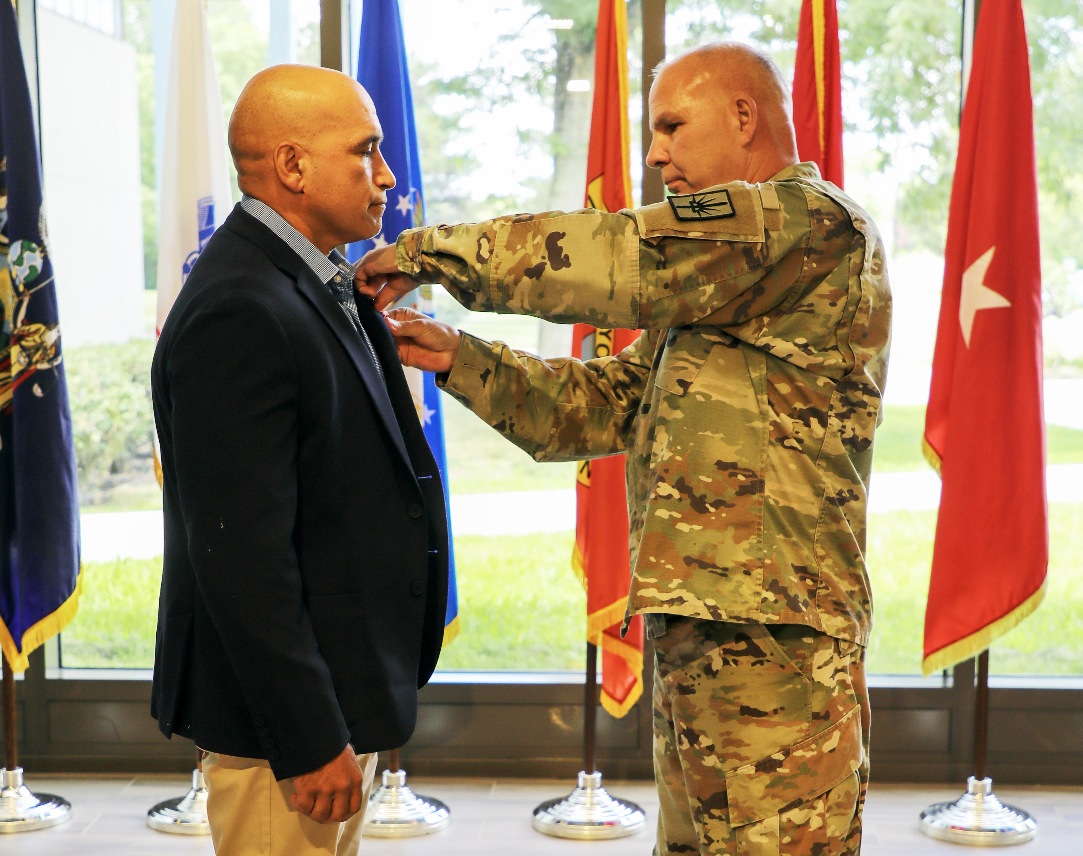 Retired NY Army Guardsman Honored for 2004 Iraq Actions > National ...