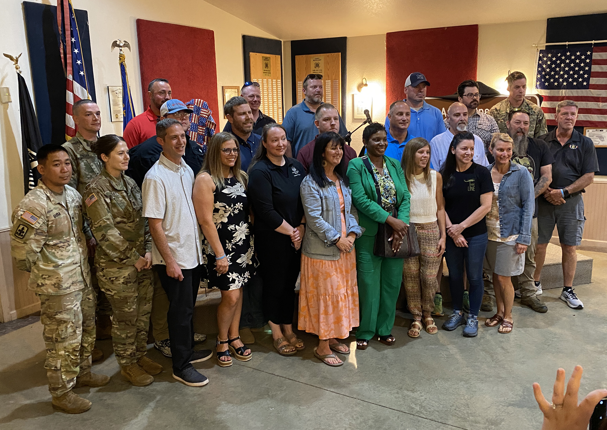 HIGHWAY 40 THROUGH CASEY HONORS FALLEN ILLINOIS NATIONAL GUARD SOLDIER ...