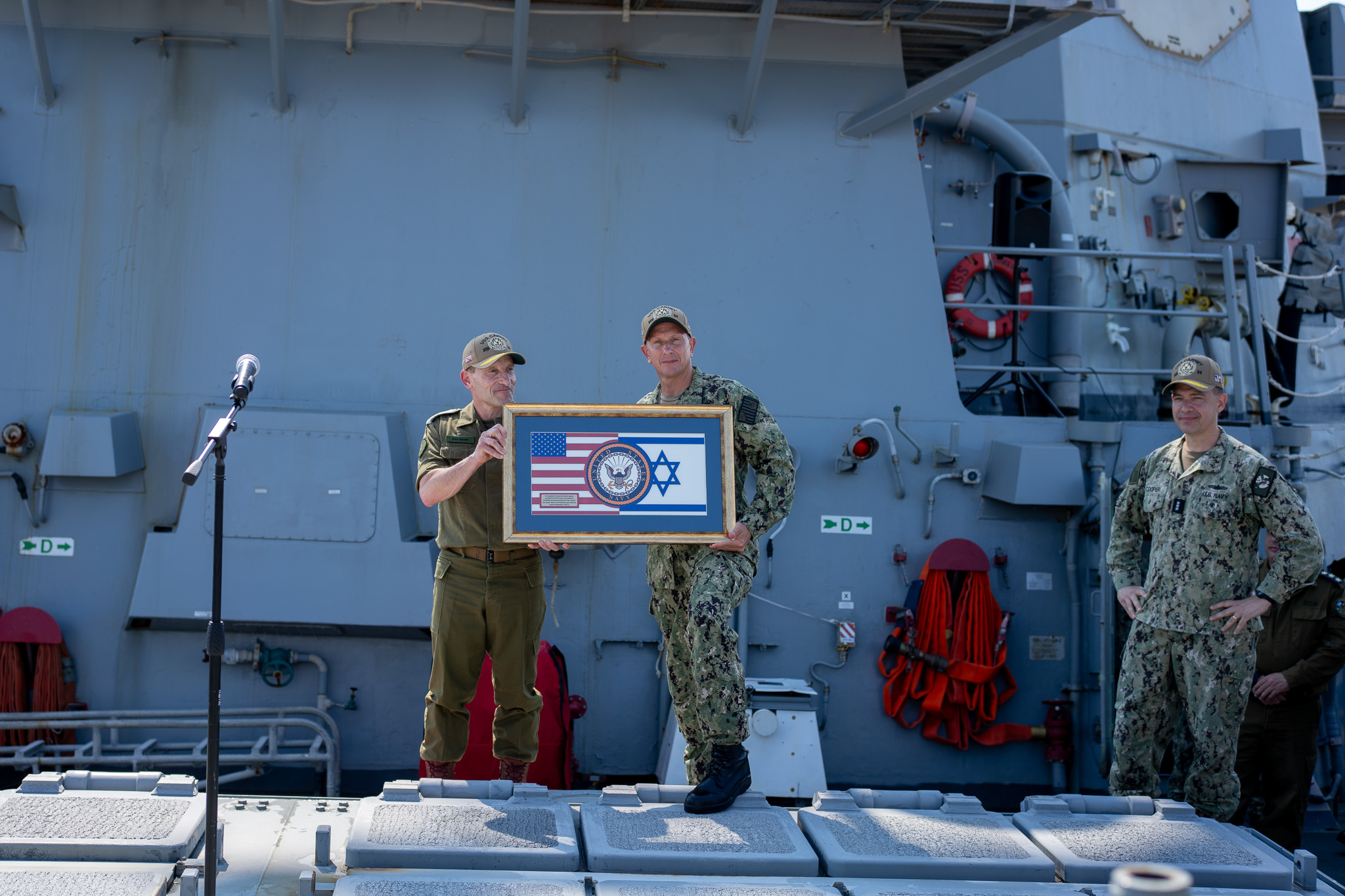 Israeli Defense Force Deputy Chief Visits USS Carney > United States ...