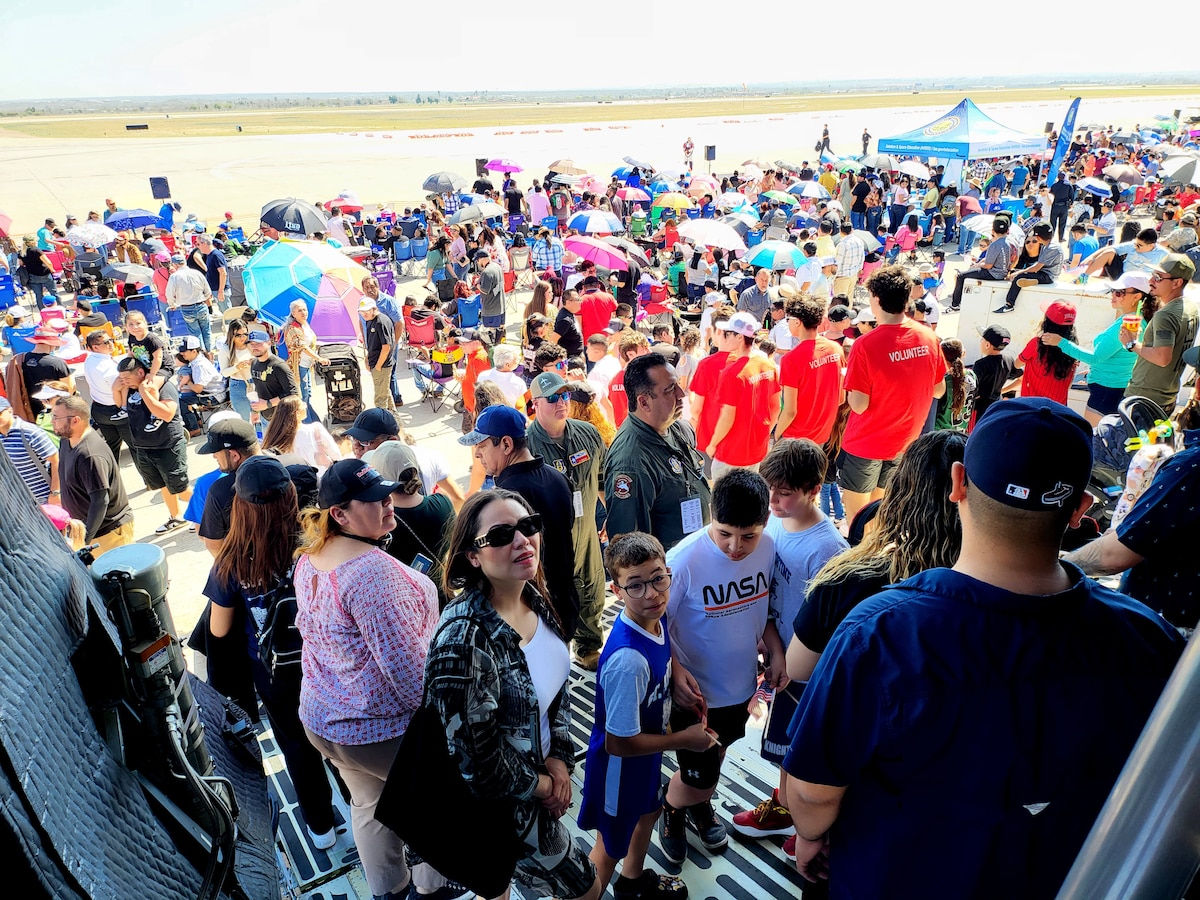 Alamo Wing participates in Laredo Airshow > March Air Reserve Base ...