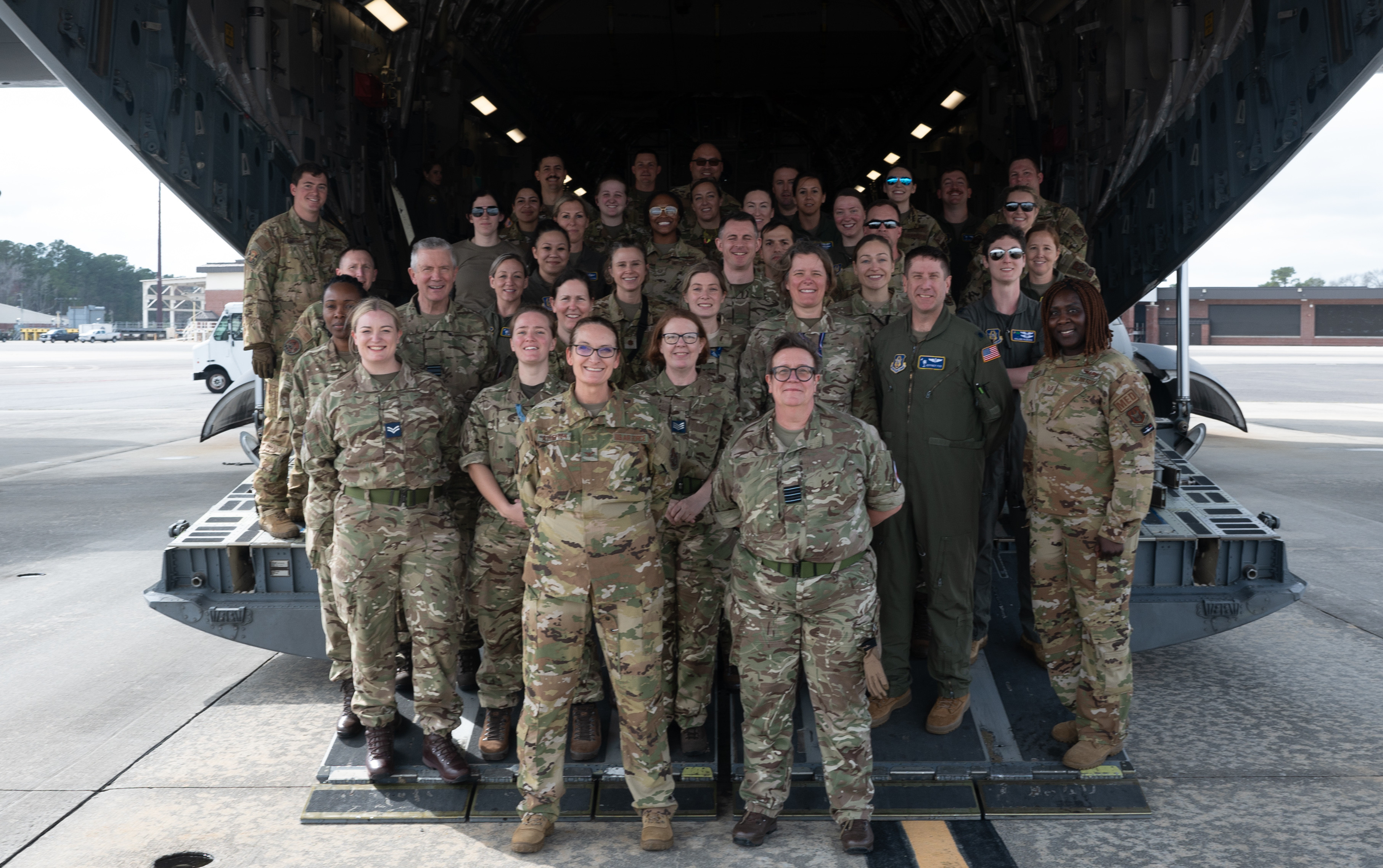 US and UK Reservists Share Aeromedical Evac Expertise in Longstanding ...