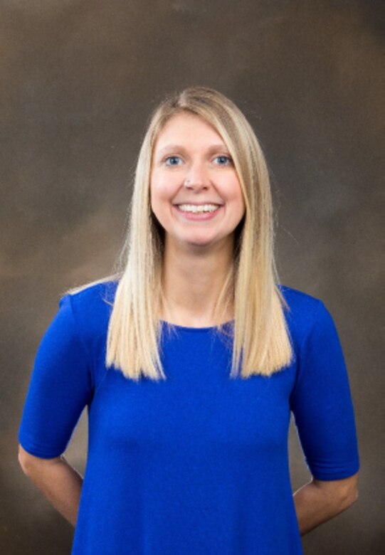 Amanda Goltz > St. Louis District > Bio Article View