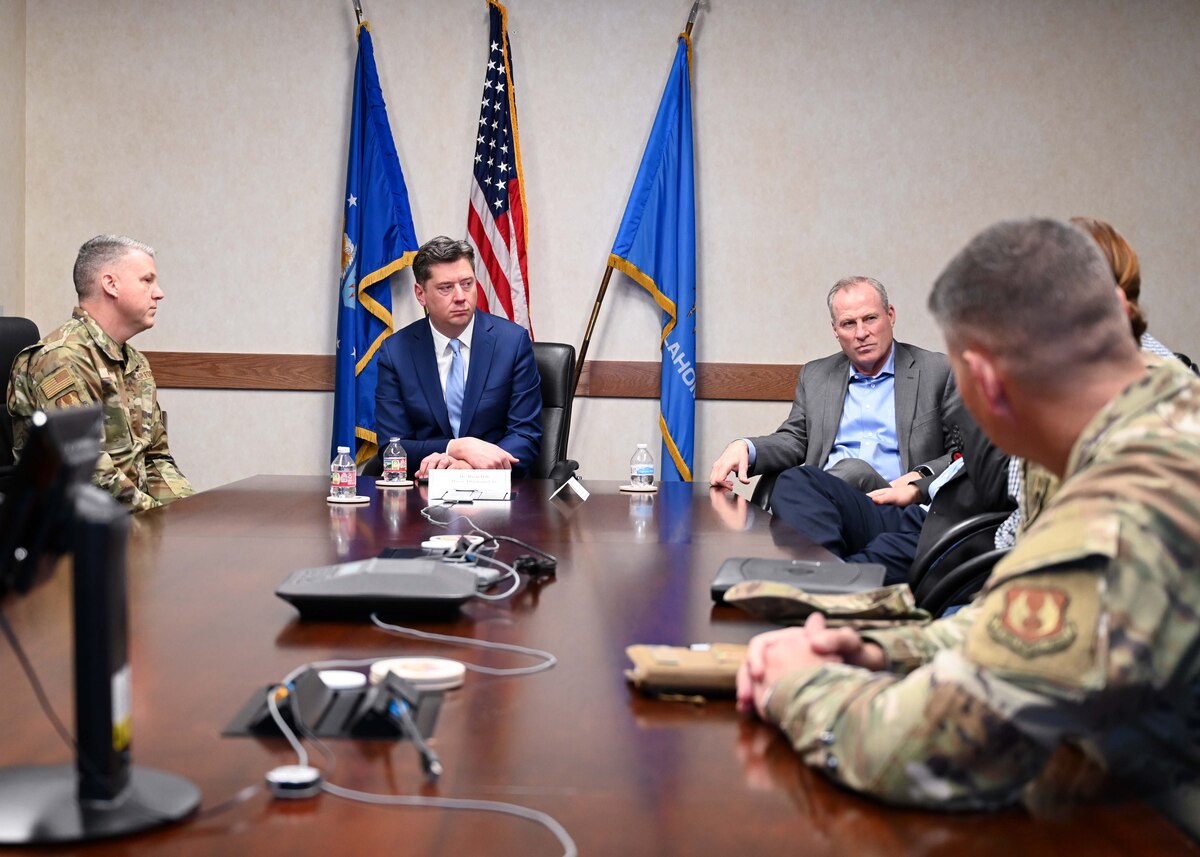 OKC Mayor and City Manager visit Tinker AFB > Tinker Air Force Base > Article Display