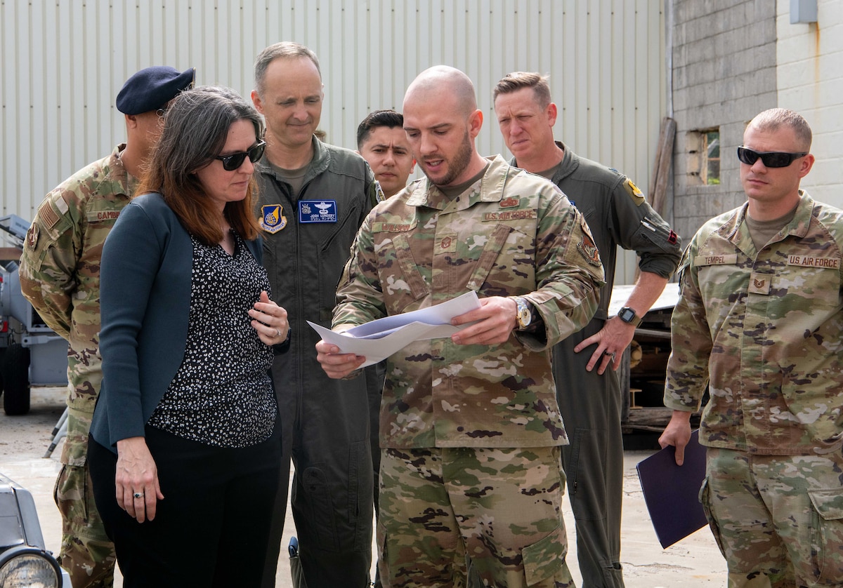 Senate Armed Service Committee staff visits Kadena > 5th Air Force ...