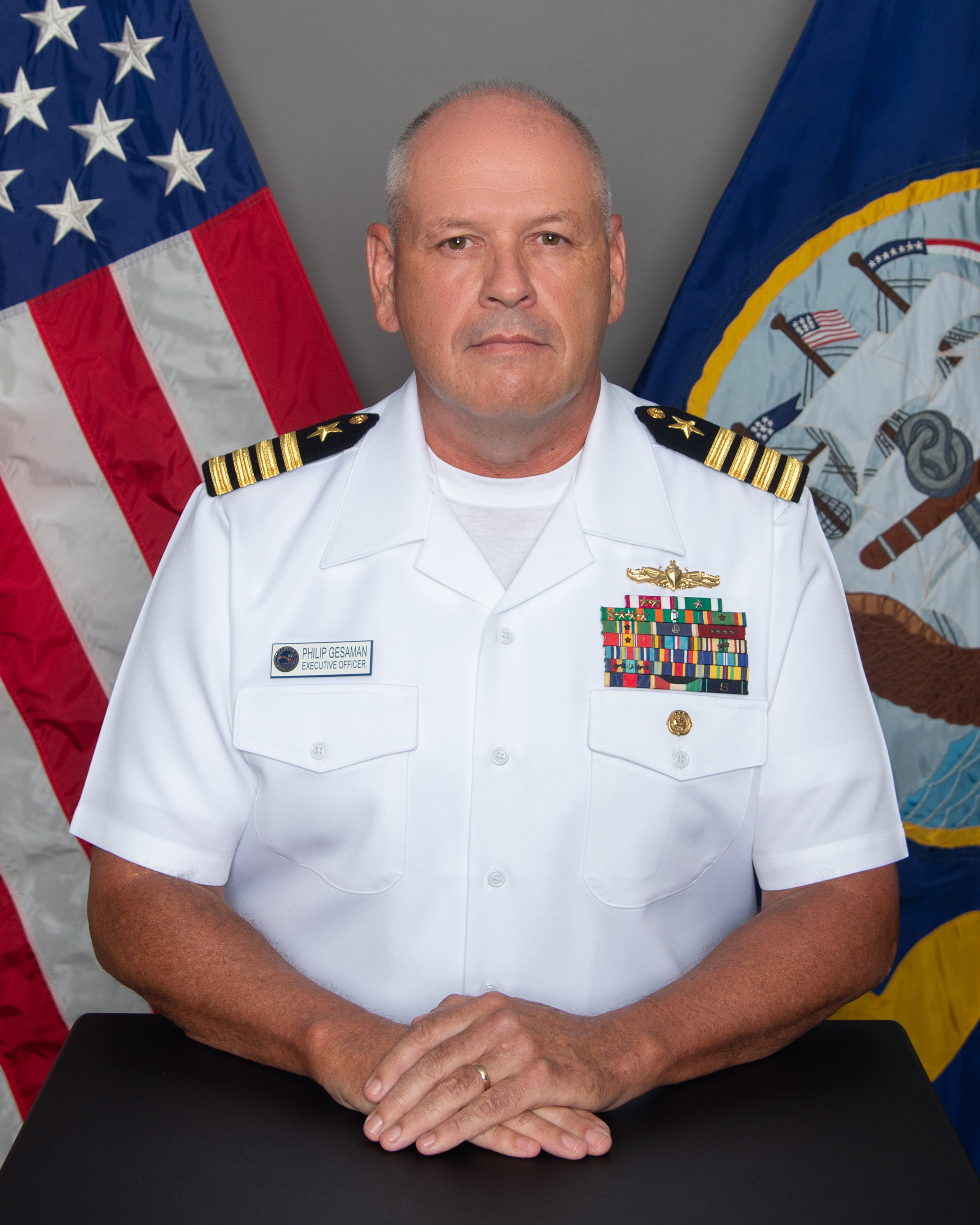 xo > Commander, Navy Region Southeast > Bio Detail