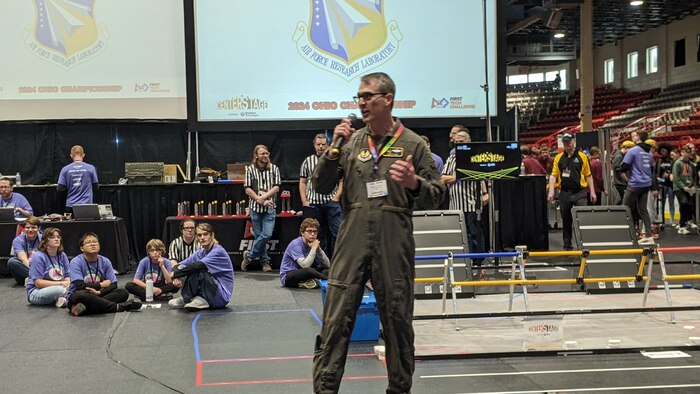 AFRL senior leaders encourage Ohio youth at annual robotics state ...