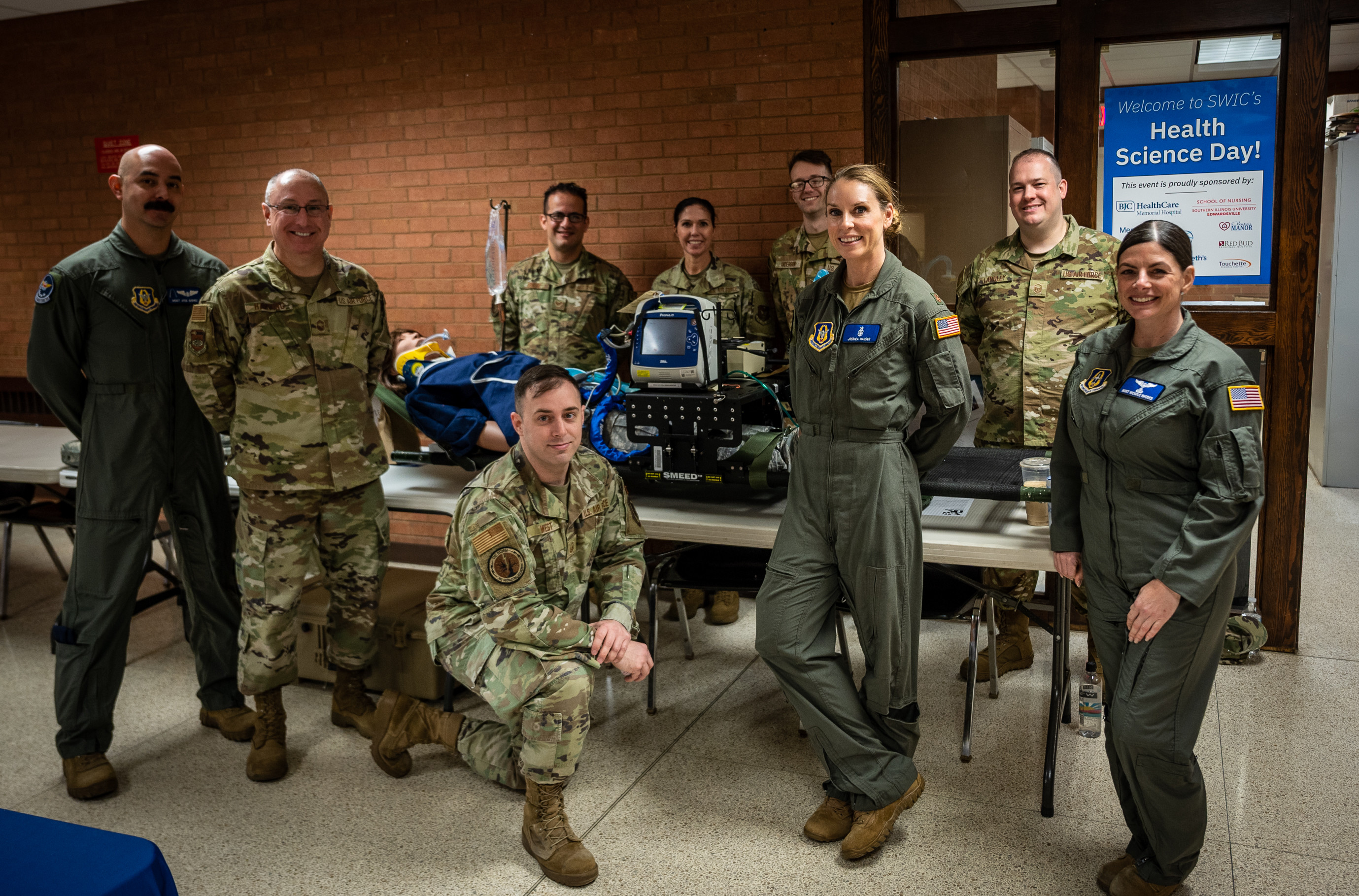 932nd Airlift Wing Medical Group and Air Force Reserve Recruiting ...