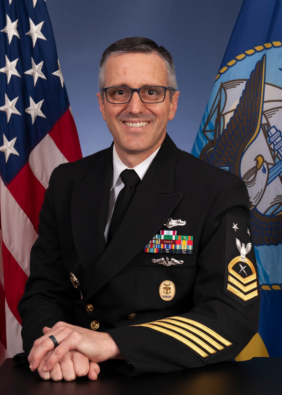 CWTCM (IW/SS) Douglas A. Sykes > U.S. Fleet Cyber Command/Navy Space ...