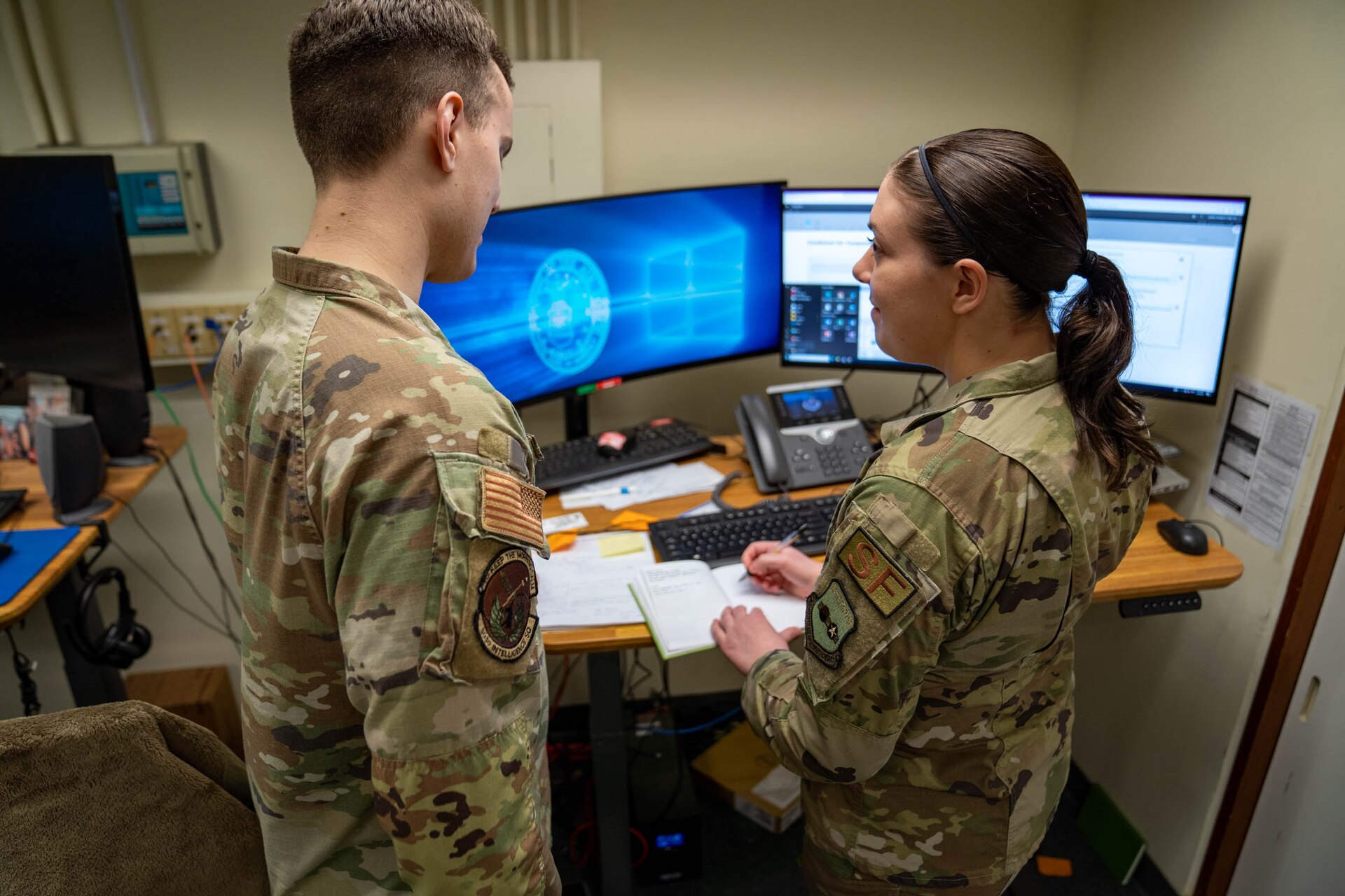 Communication Plan Tools > DINFOS Pavilion > Topic