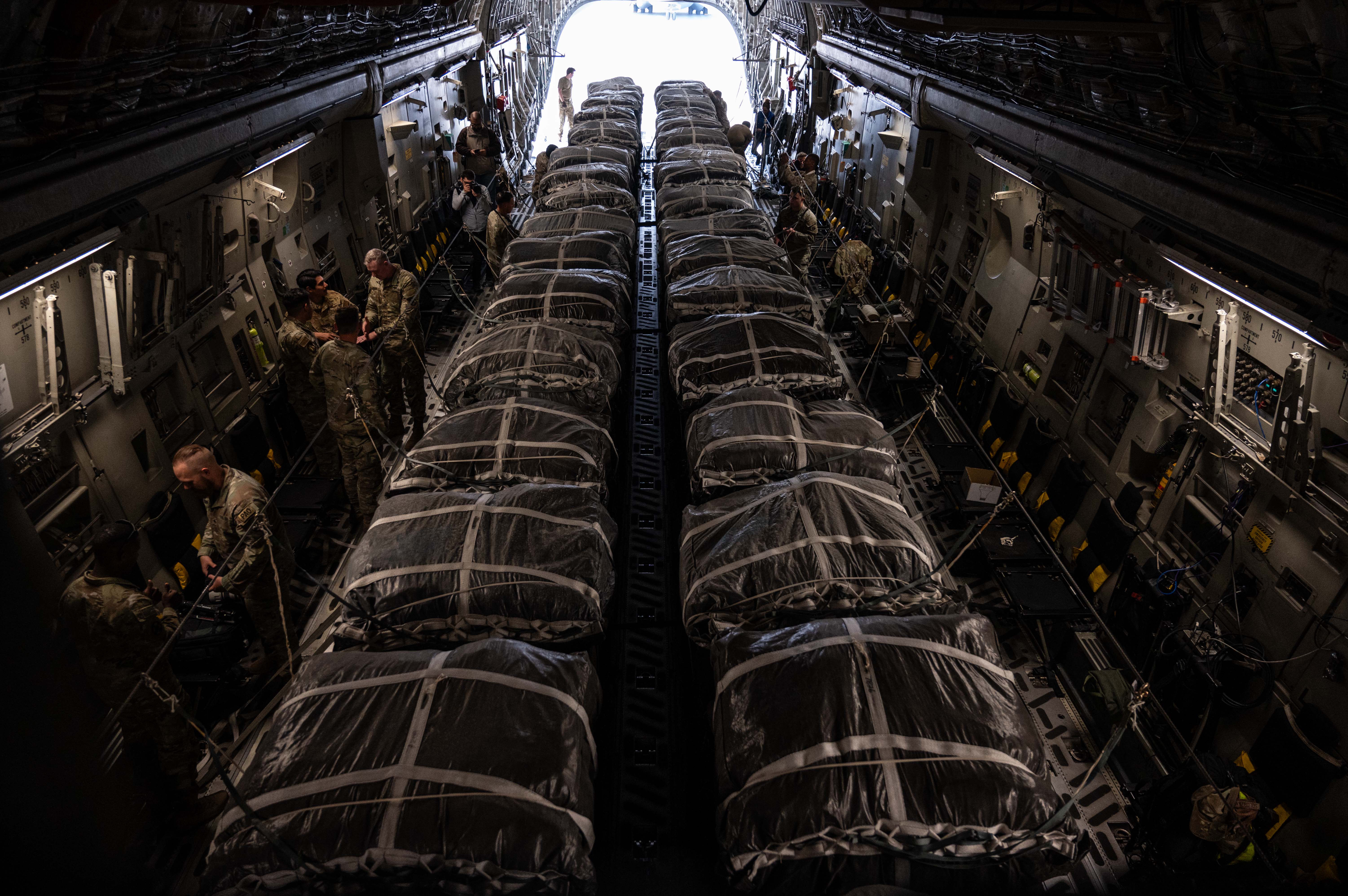March 29 USCENTCOM Conducts Humanitarian Airdrops into Gaza > U.S. Central Command > Press ...