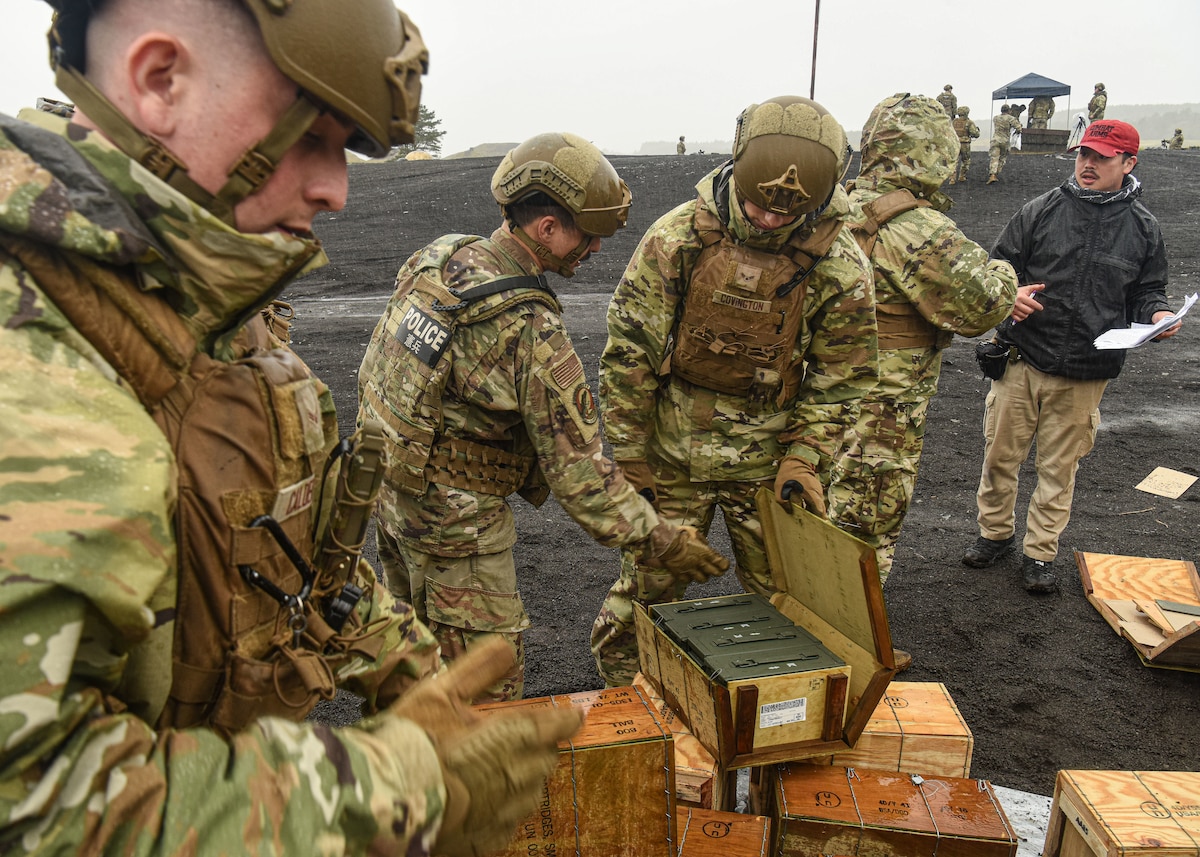 374th Security Forces Squadron conducts heavy weapons training at Camp ...