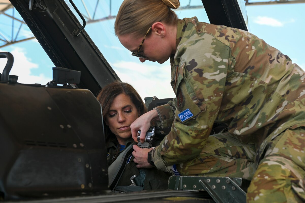 Congresswoman Nancy Mace visits McEntire Joint National Guard Base ...