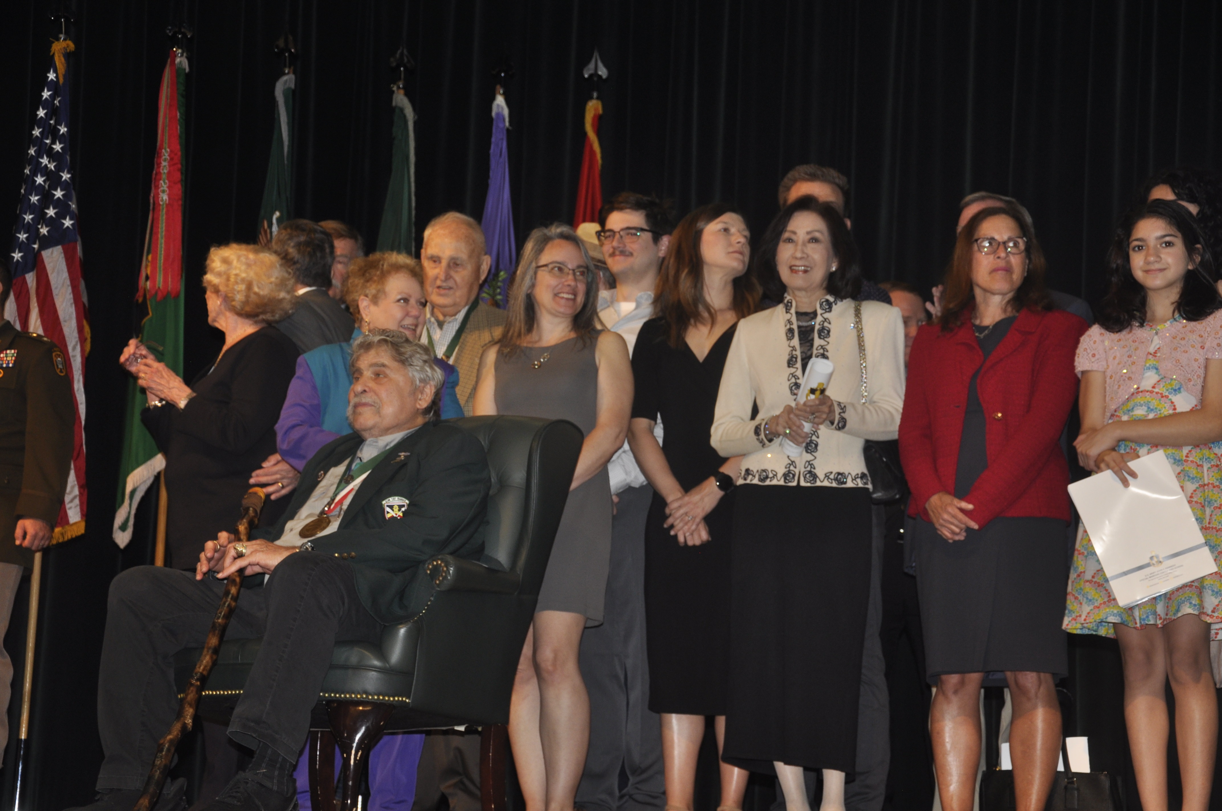 Legendary 353rd CACOM commander honored > U.S. Army Reserve > News-Display