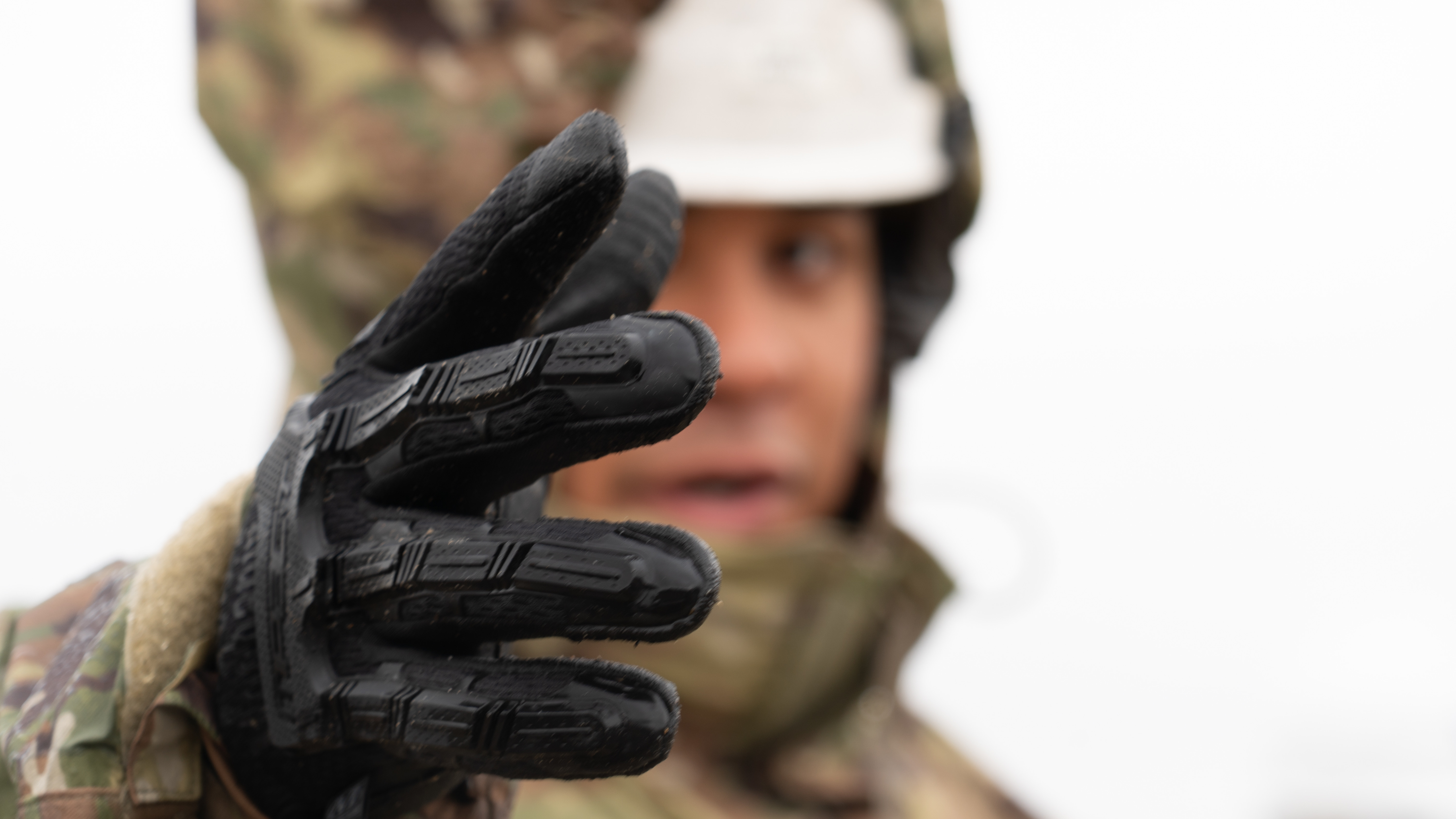 146th Maintenance Group Airmen Learn a New Skill > 146th Airlift Wing ...