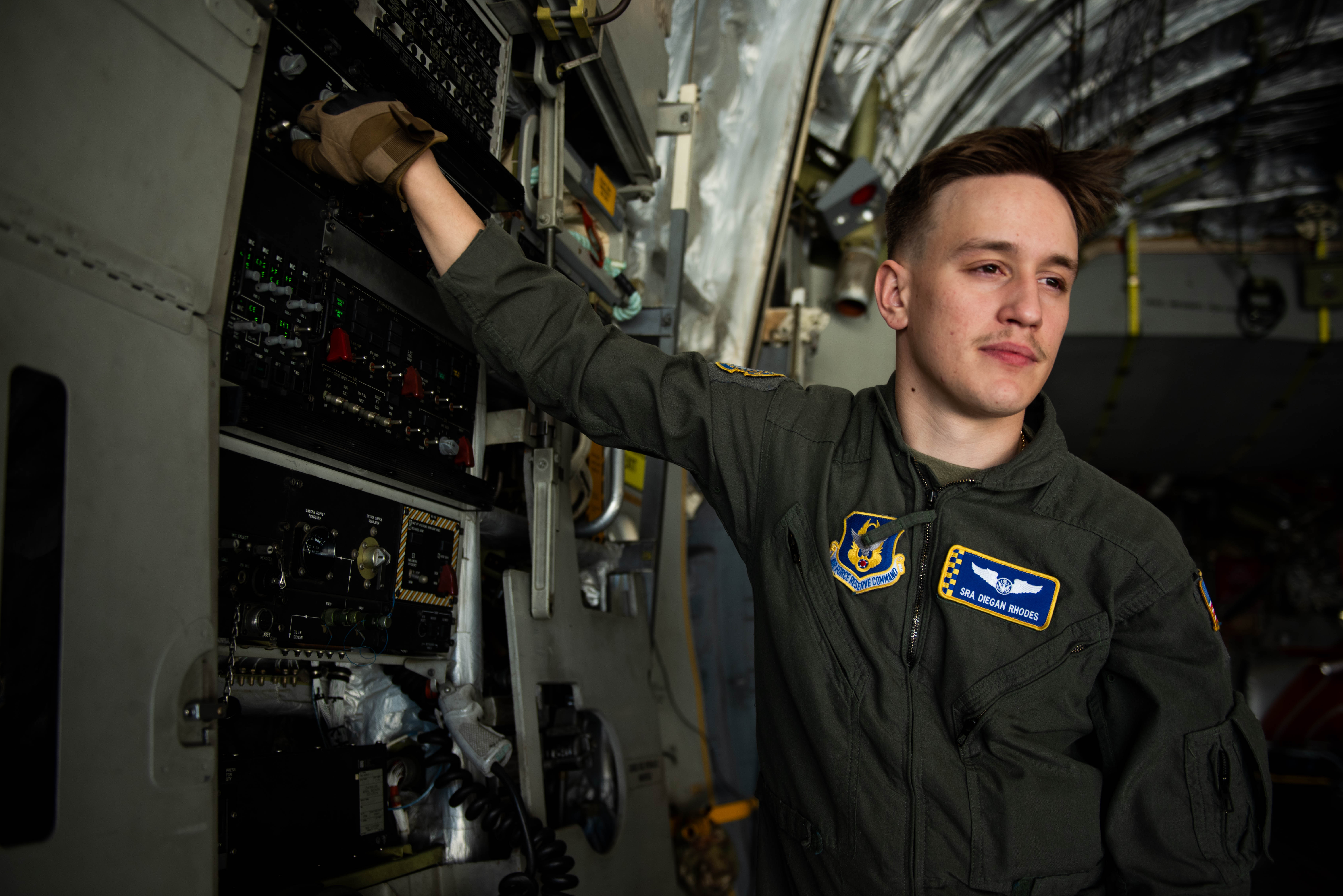 60th APS ramp operations: Rain or shine > Travis Air Force Base > Display