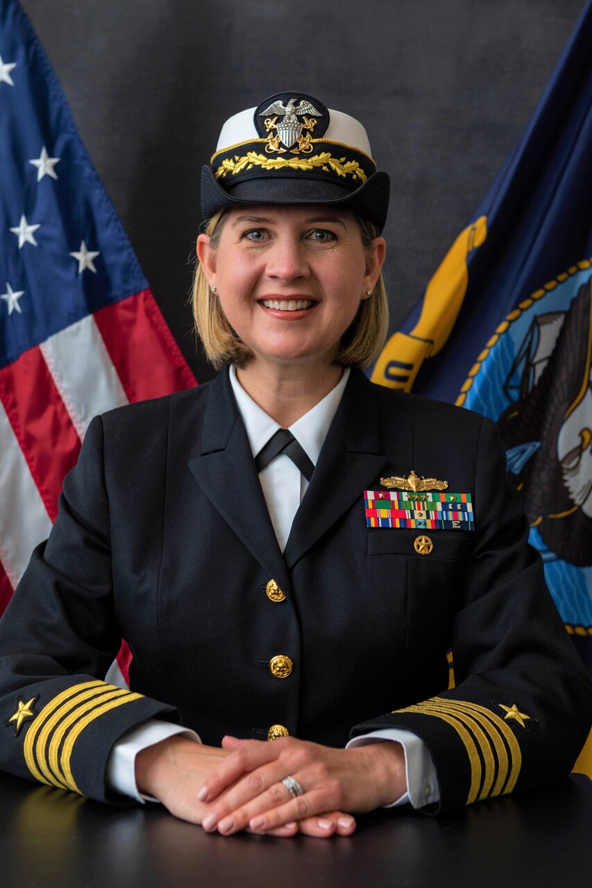 Capt. Riley W. Murdock > Naval Education and Training Command > Command ...