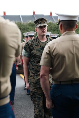 Sergeant Major of the Marine Corps Visits Kansas City