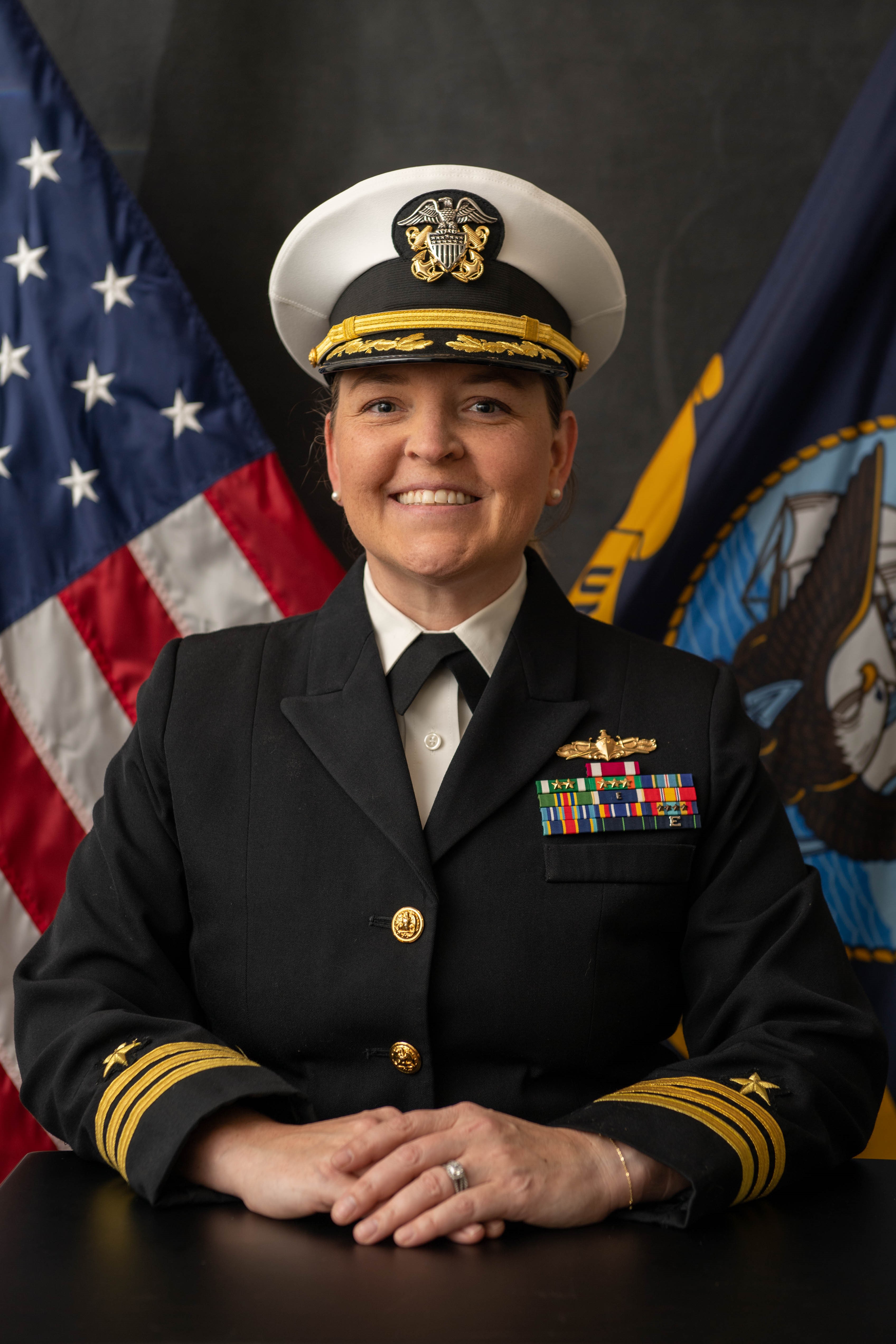 EXECUTIVE OFFICER, USS HARVEY C. BARNUM JR. (DDG 124) > Commander ...