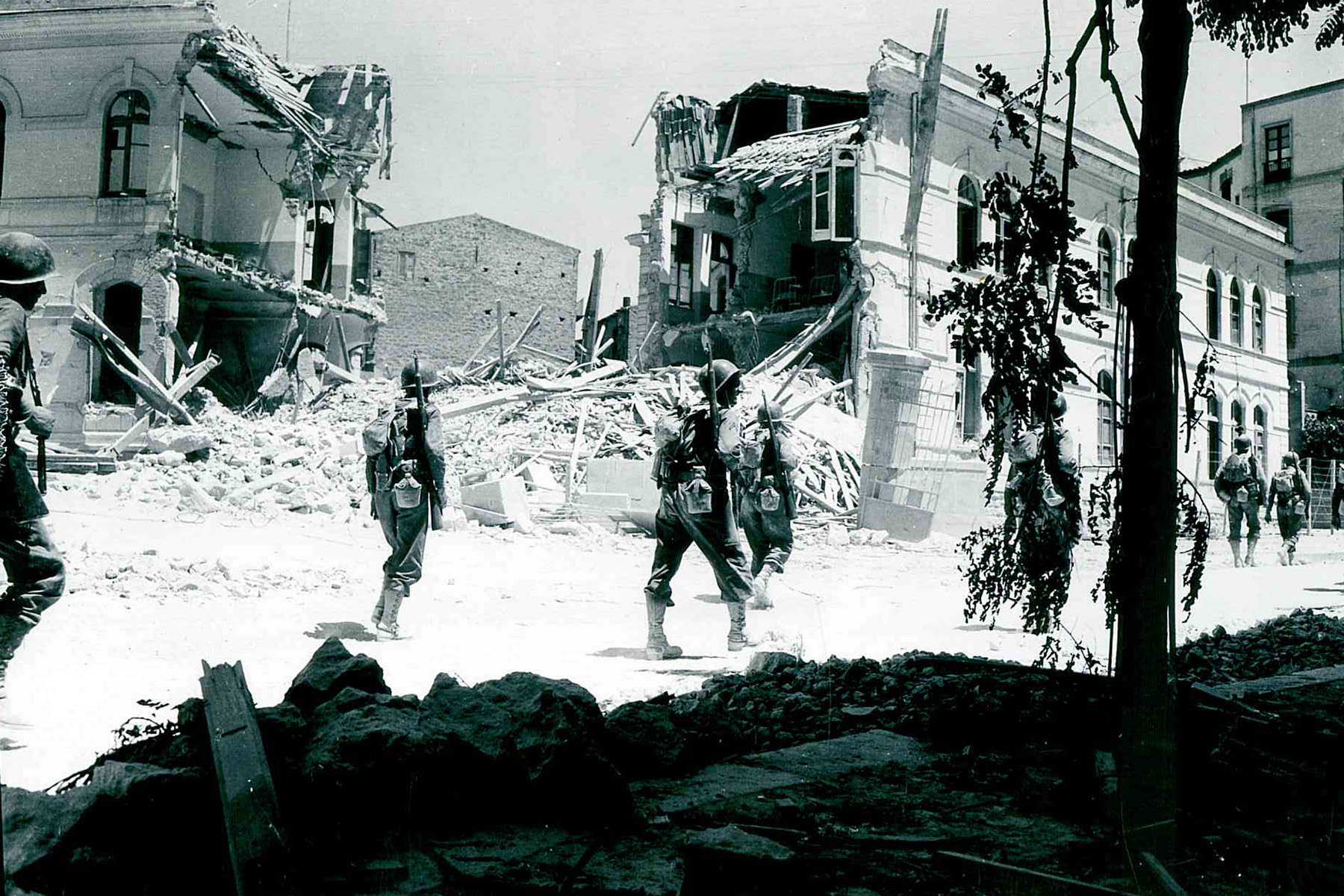 Medal of Honor Monday: Army Col. Van T. Barfoot > U.S. Department of ...