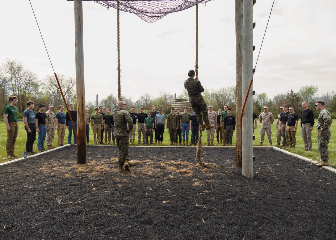 9th Marine Corps District Mini Officer Candidate School Day Two