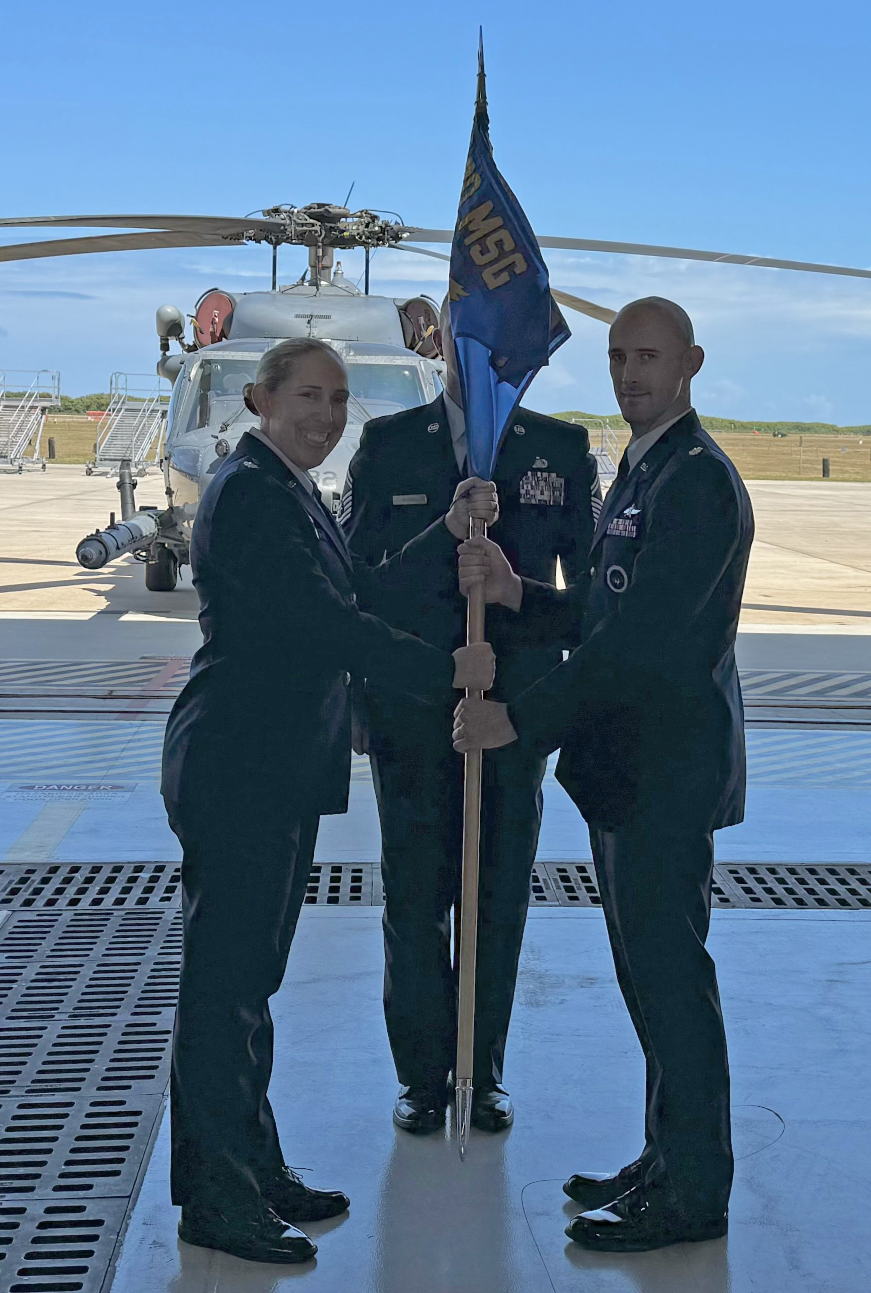 920th Communications Flight welcomes new commander > 920th Rescue Wing ...
