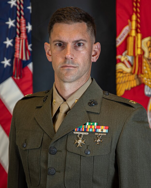 Company Commander > U.S. Marine Corps Forces Reserve > Biography