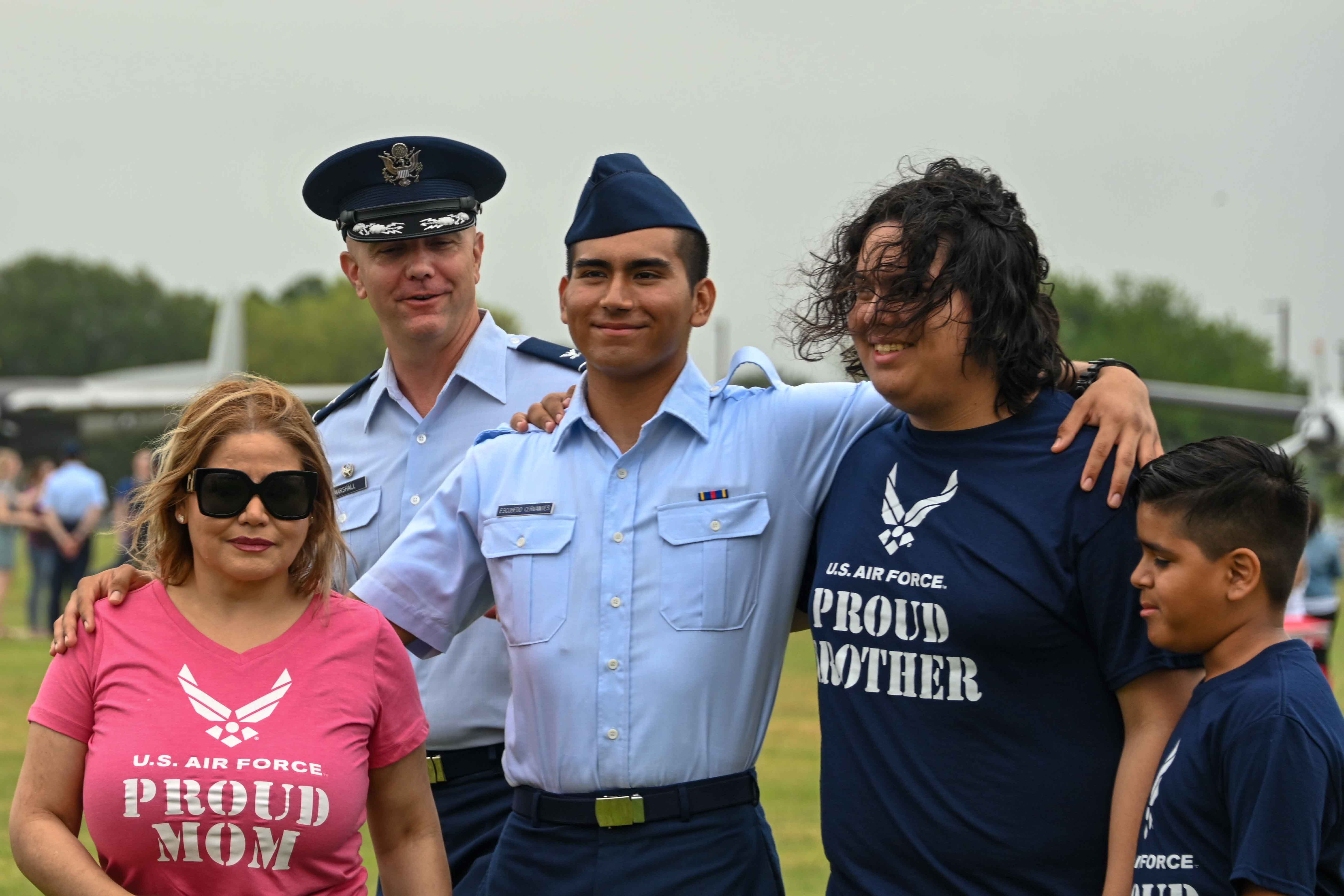 97th AMW leaders join AF BMT graduation > 37th Training Wing > Article ...