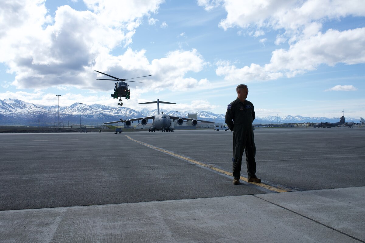 Kirby succeeds Komatsu as 176th Mission Support Group commander > 176th ...