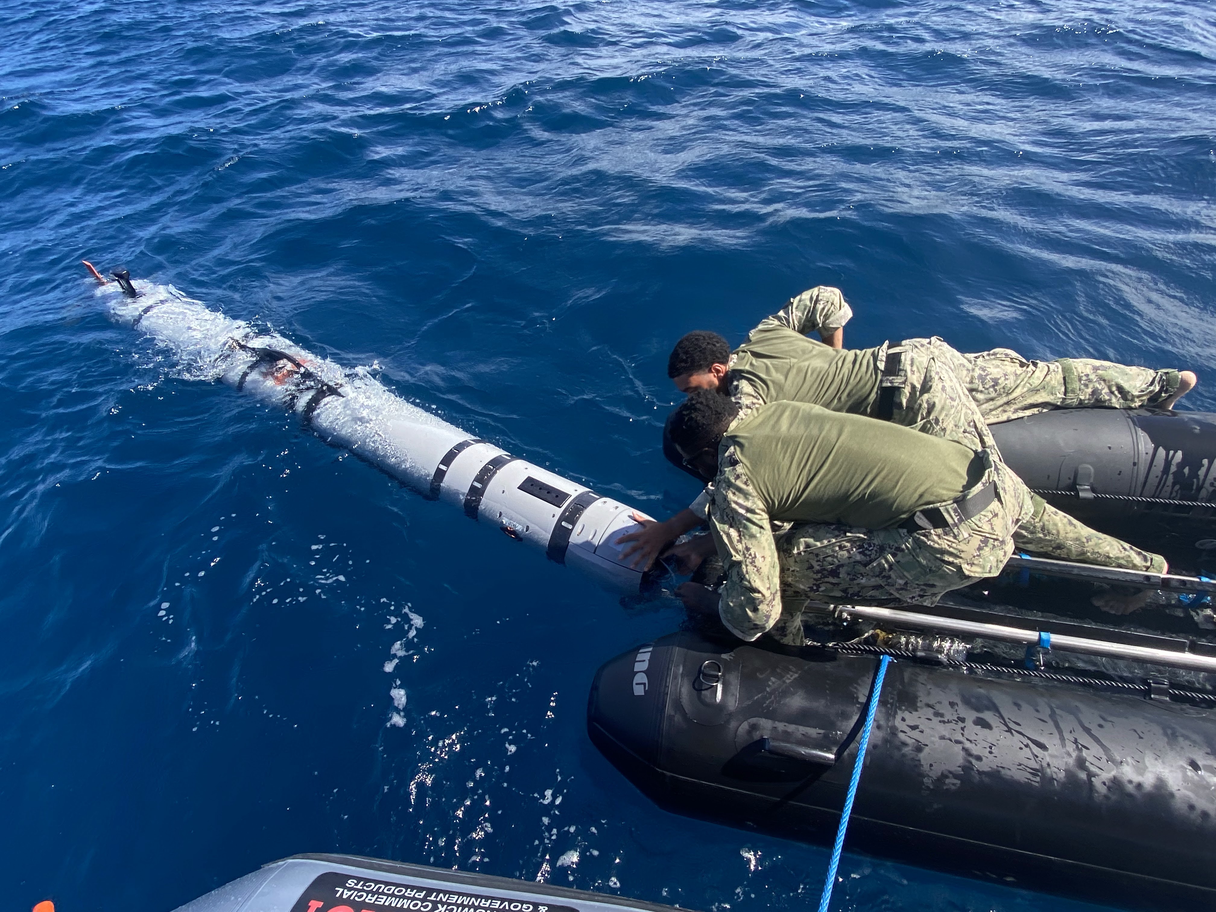 EODMU5 UUV Recovery
