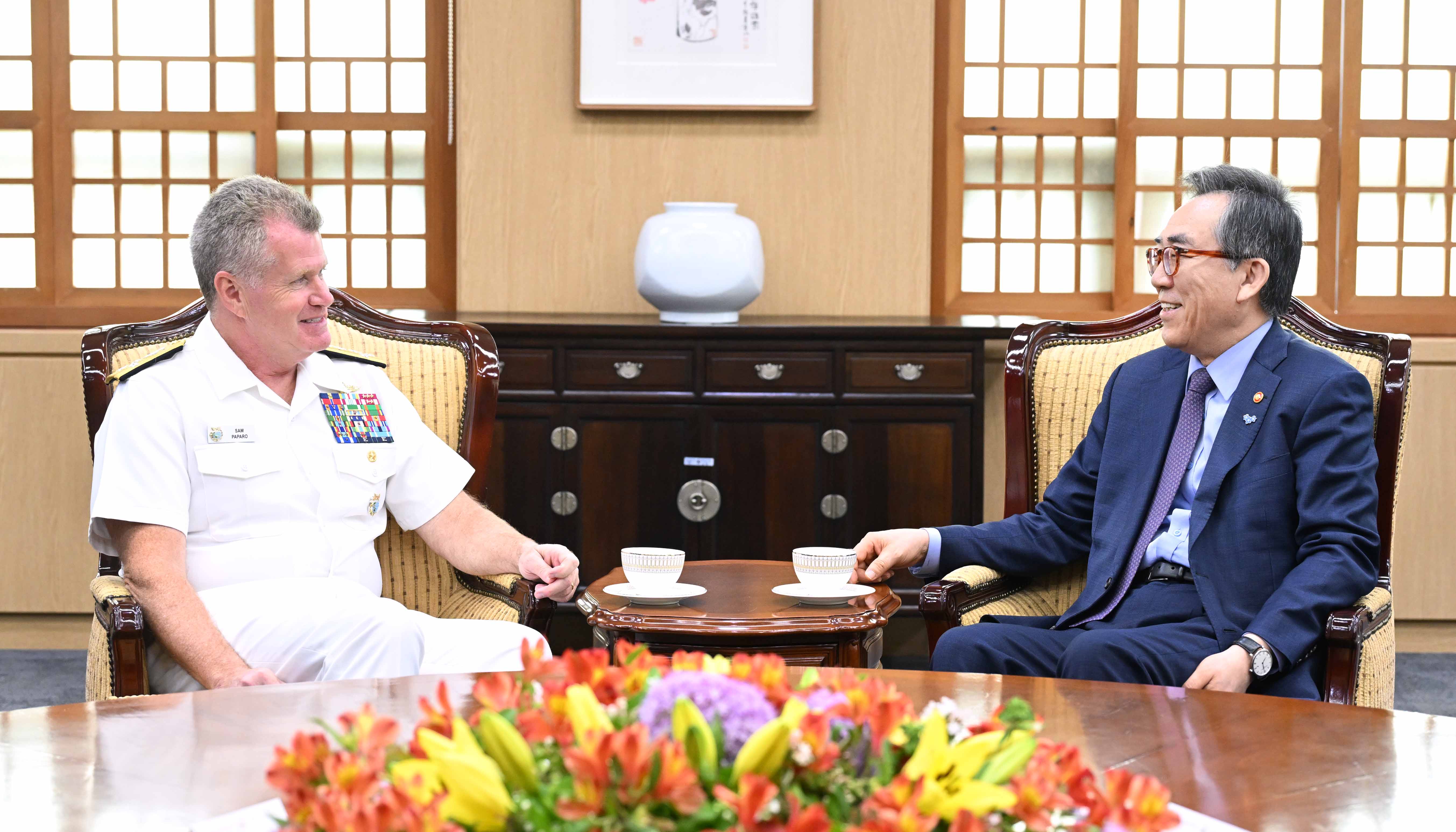 USINDOPACOM Commander Travels to the Republic of Korea > U.S. Indo ...