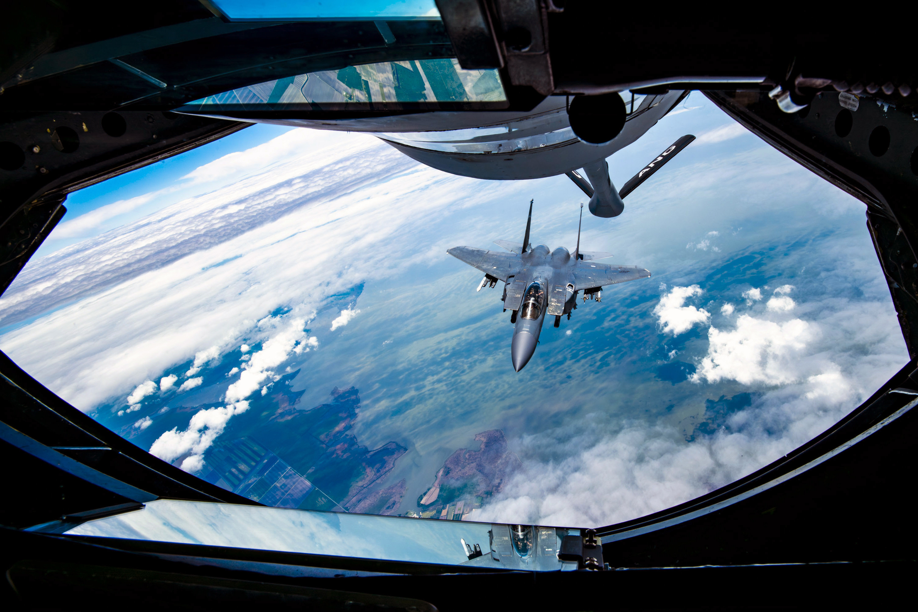 AF Week in Photos > 315th Airlift Wing > Article Display