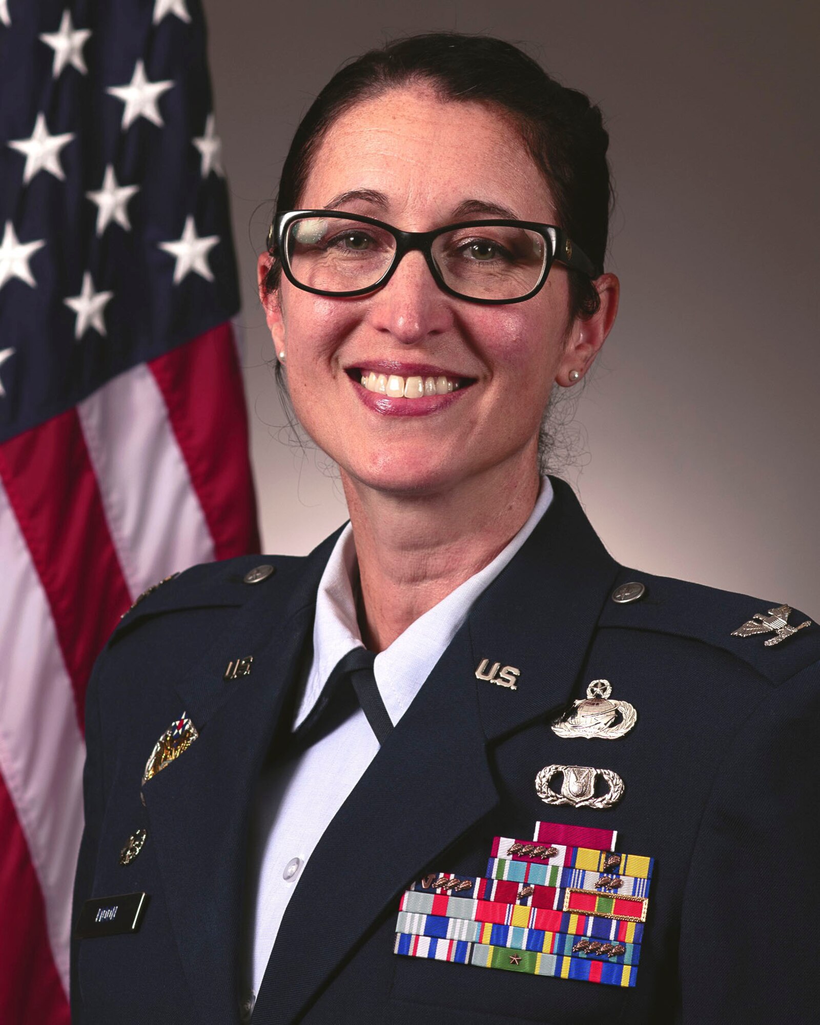 Colonel Kelli R. Moon, 11th Operations Group Commander > Joint Base ...