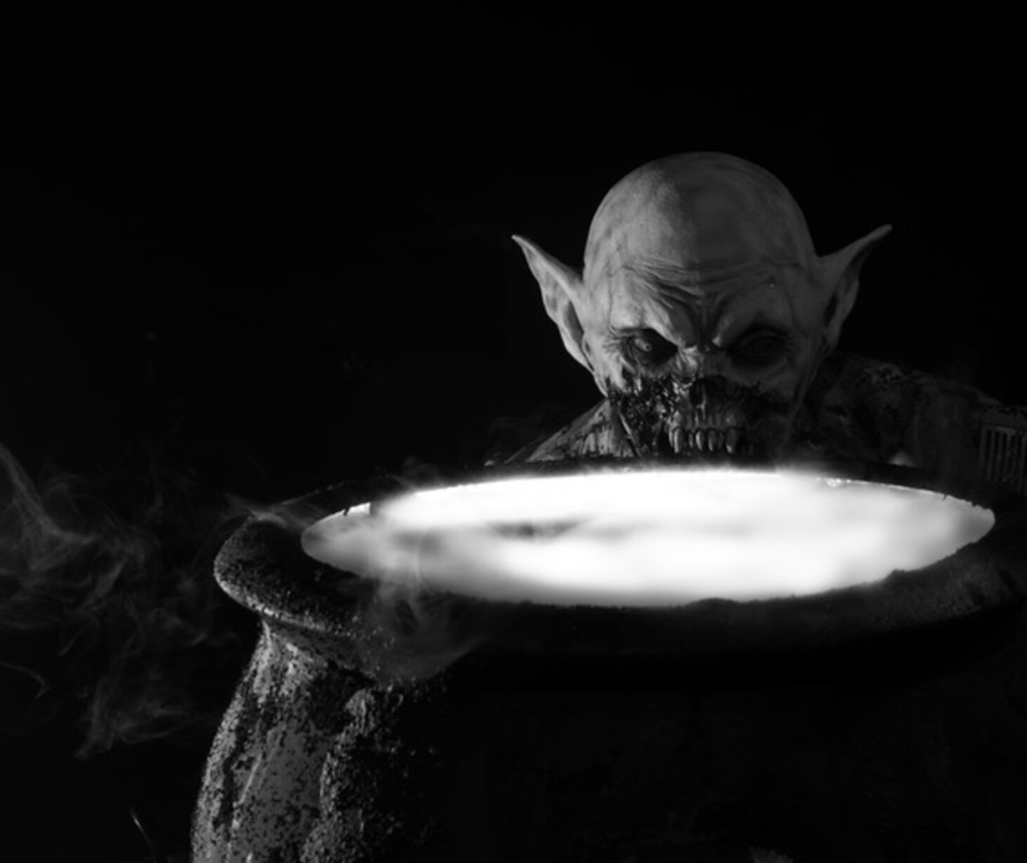 Detachment Pearl Harbor Hosts Haunted Ship Experience > Naval Education ...