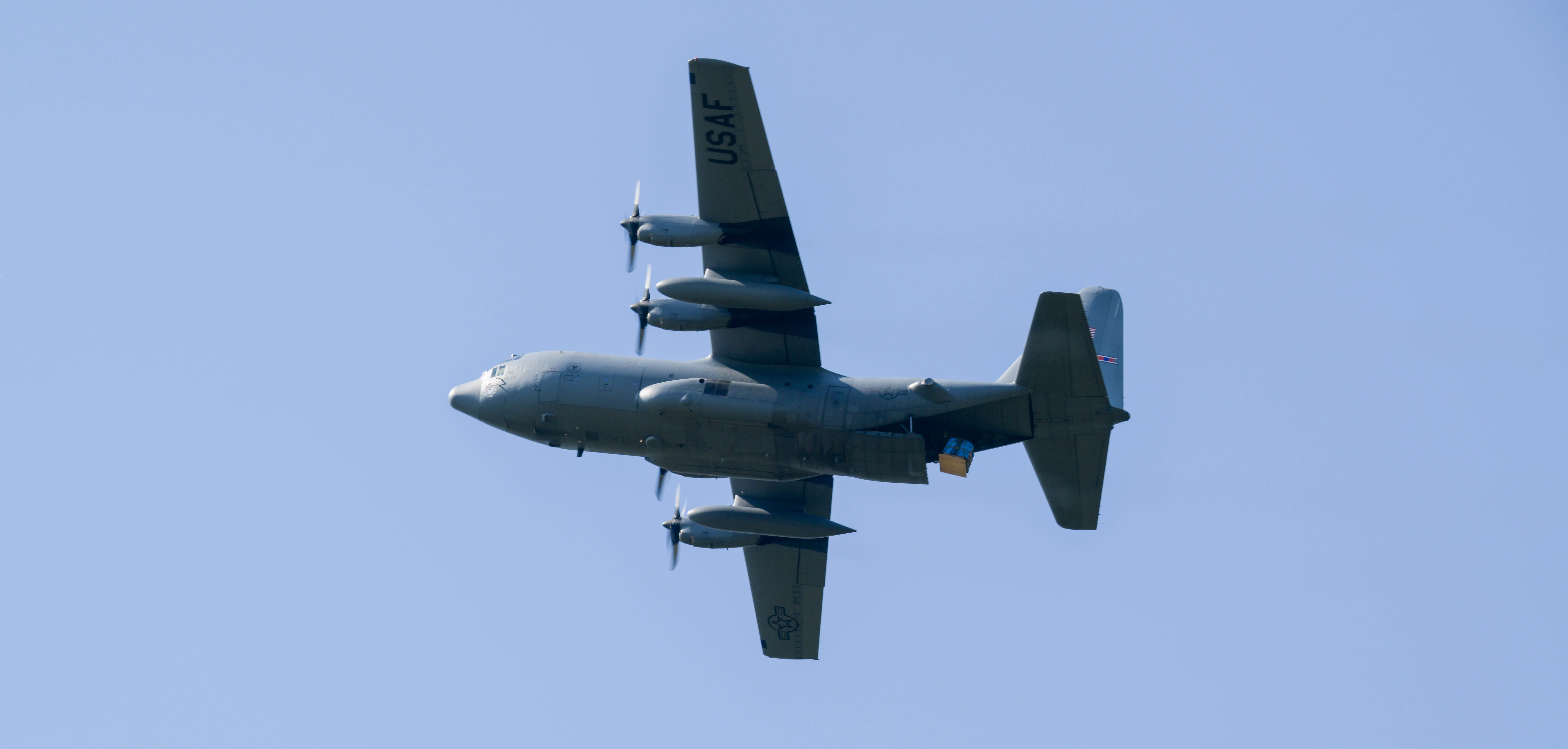 Airdrop practice hits the mark for combat readiness > Youngstown Air ...