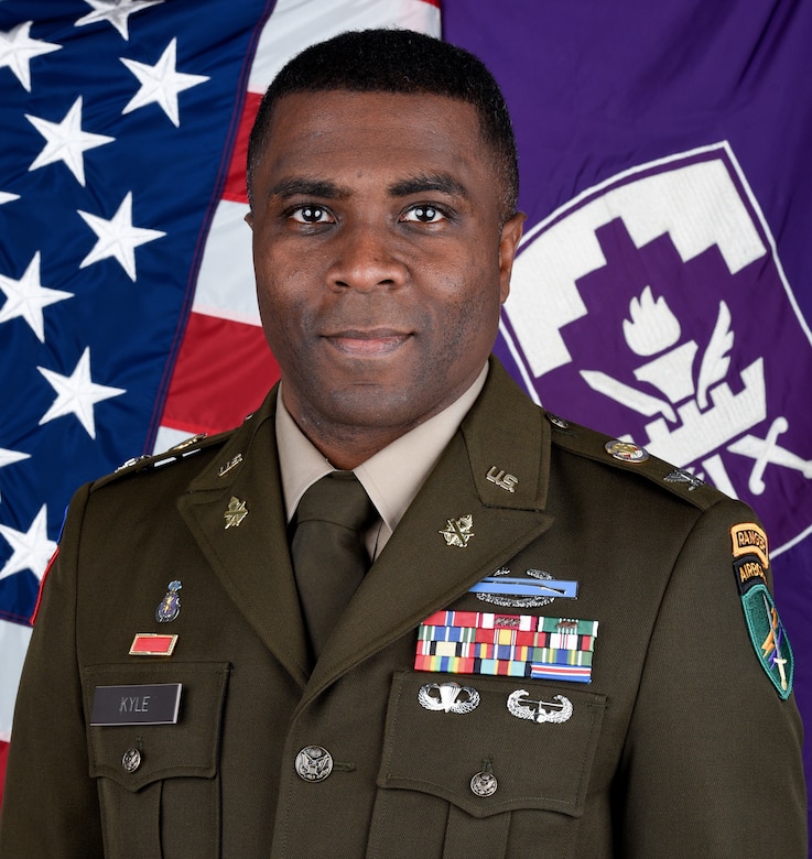 Col. Clifton Kyle > U.S. Army Reserve > Article View