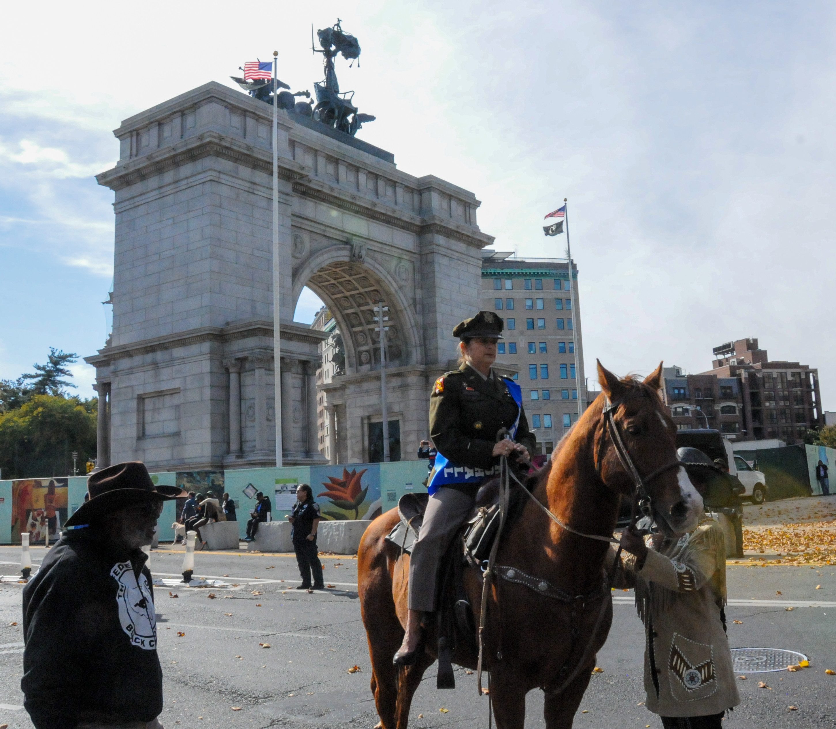 Army Reserve leaders march for Kings County veterans
