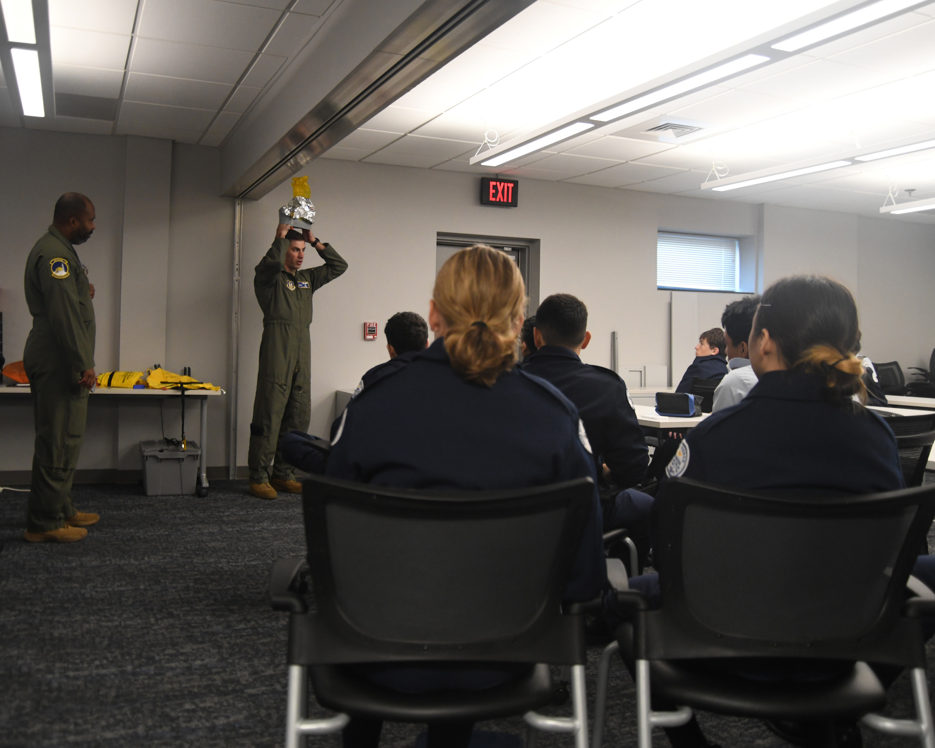 459th ARW hosts AFJROTC cadets for orientation flight > 505th Command ...