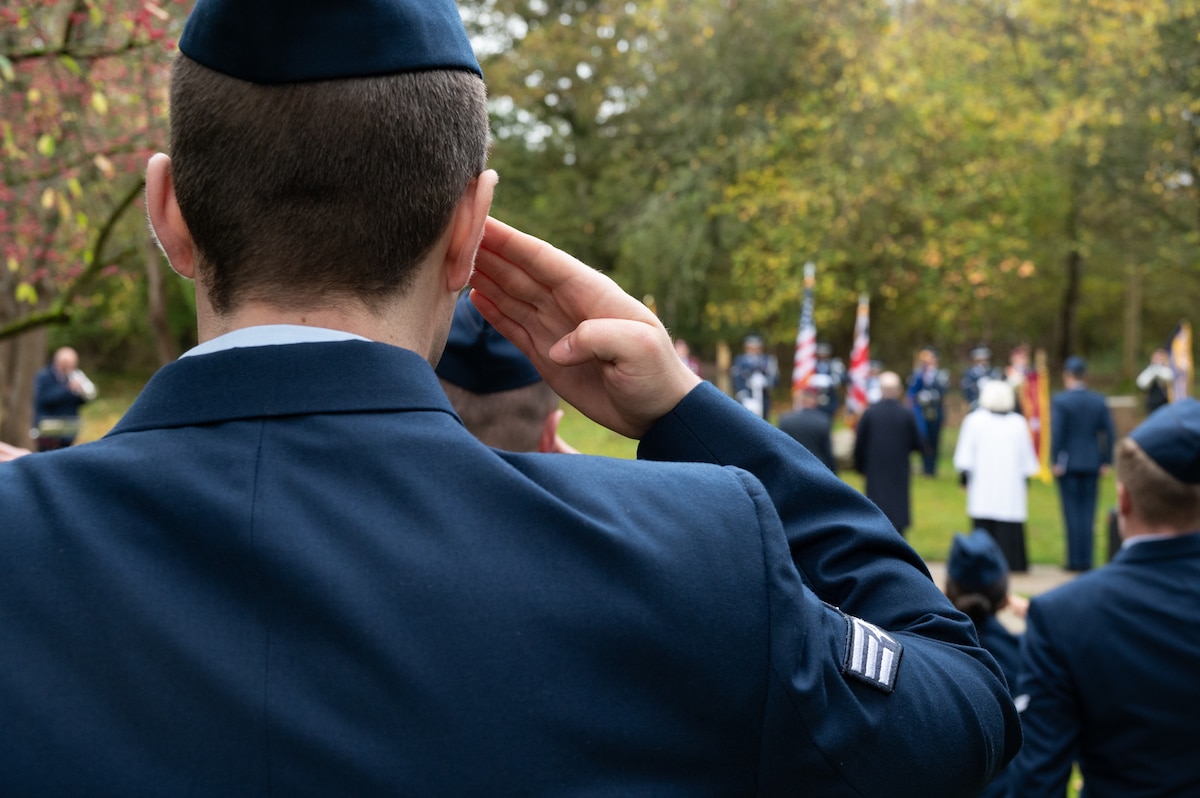 RAF Welford Remembrance Day ceremony > 501st Combat Support Wing ...