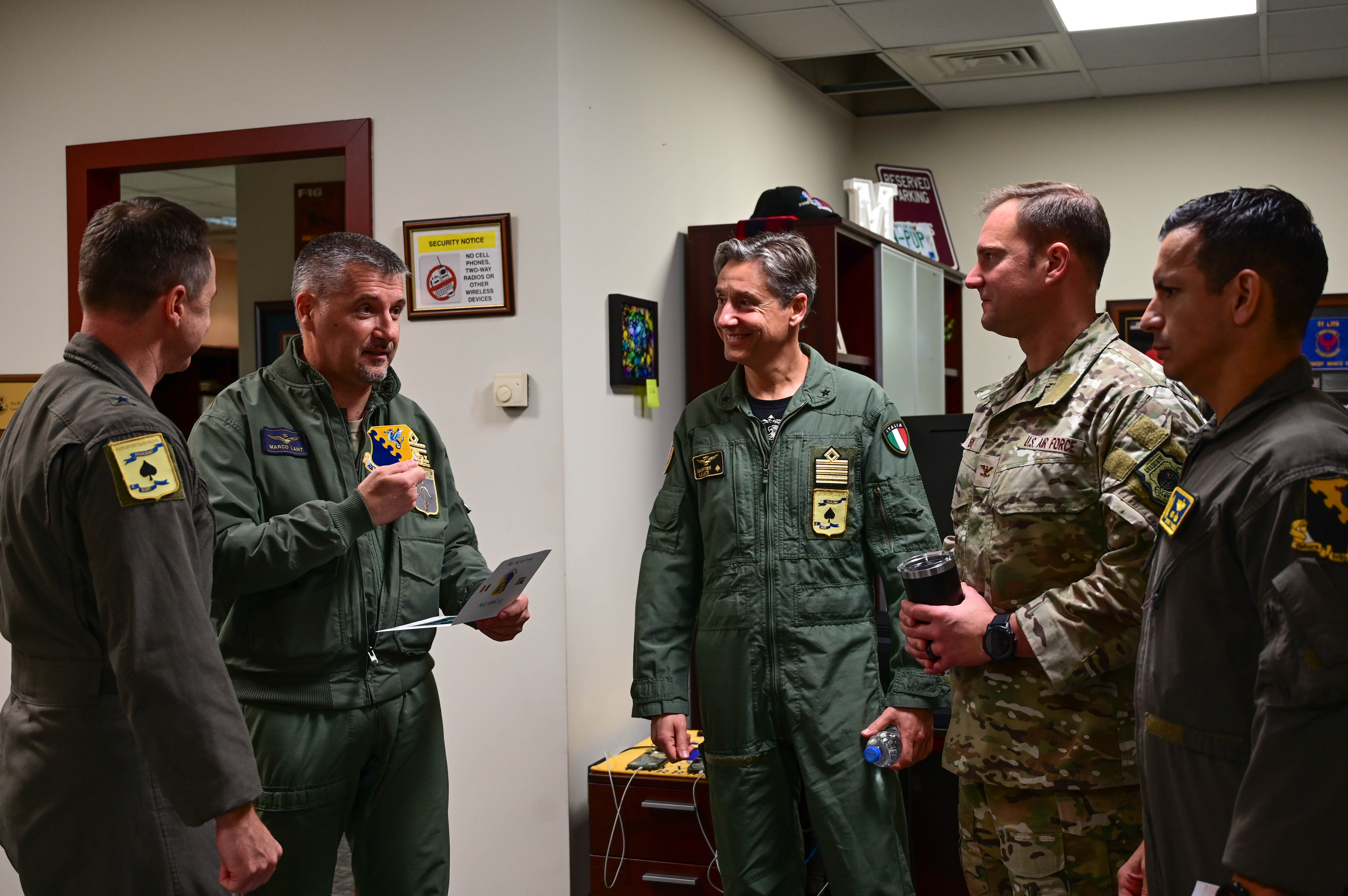 Aviano Air Base welcomes ITAF Maj. Gen. Marco Lant > Aviano Air Base ...